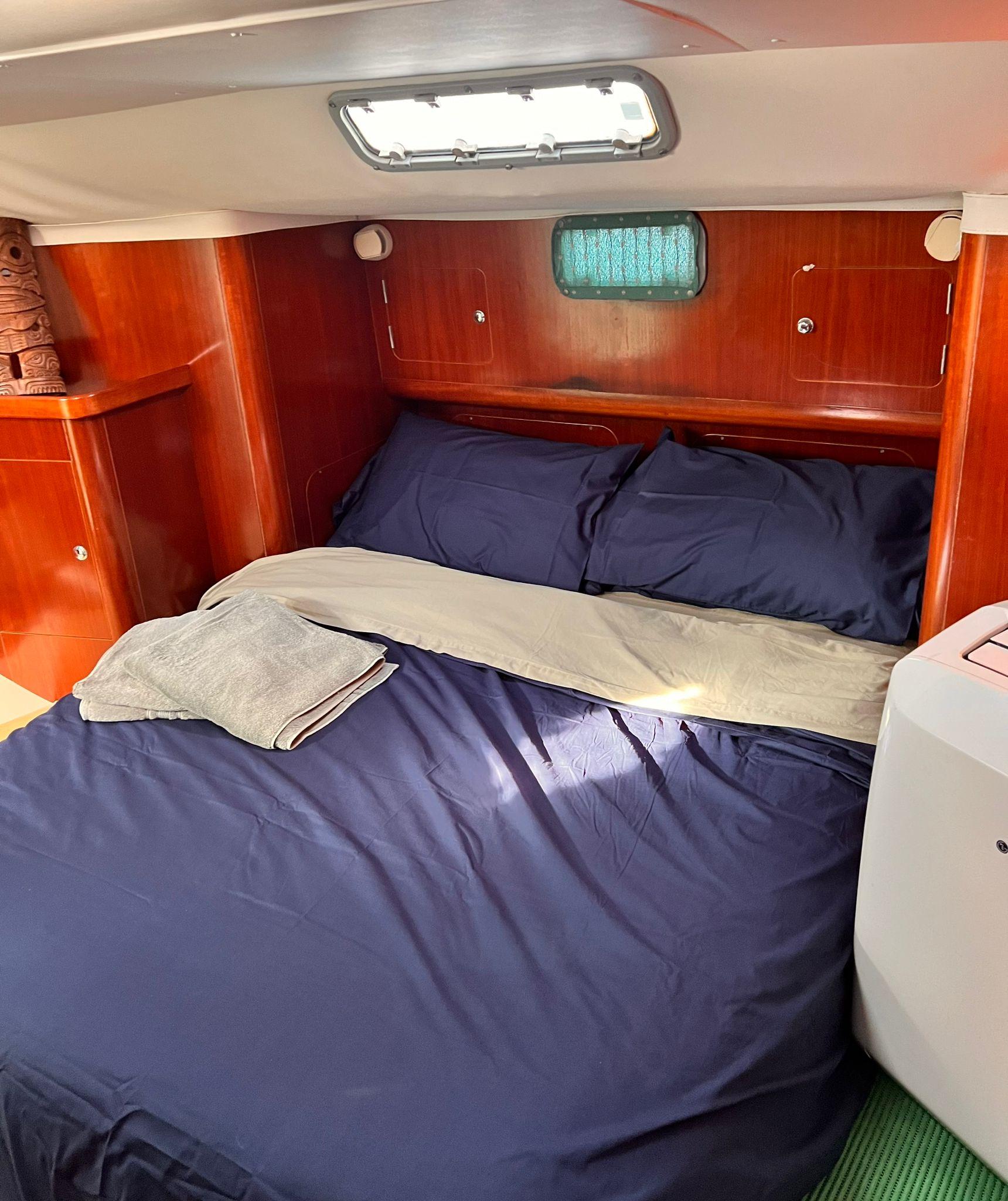 1995 Beneteau Oceanis 40 CC Centre Cockpit for sale - YachtWorld