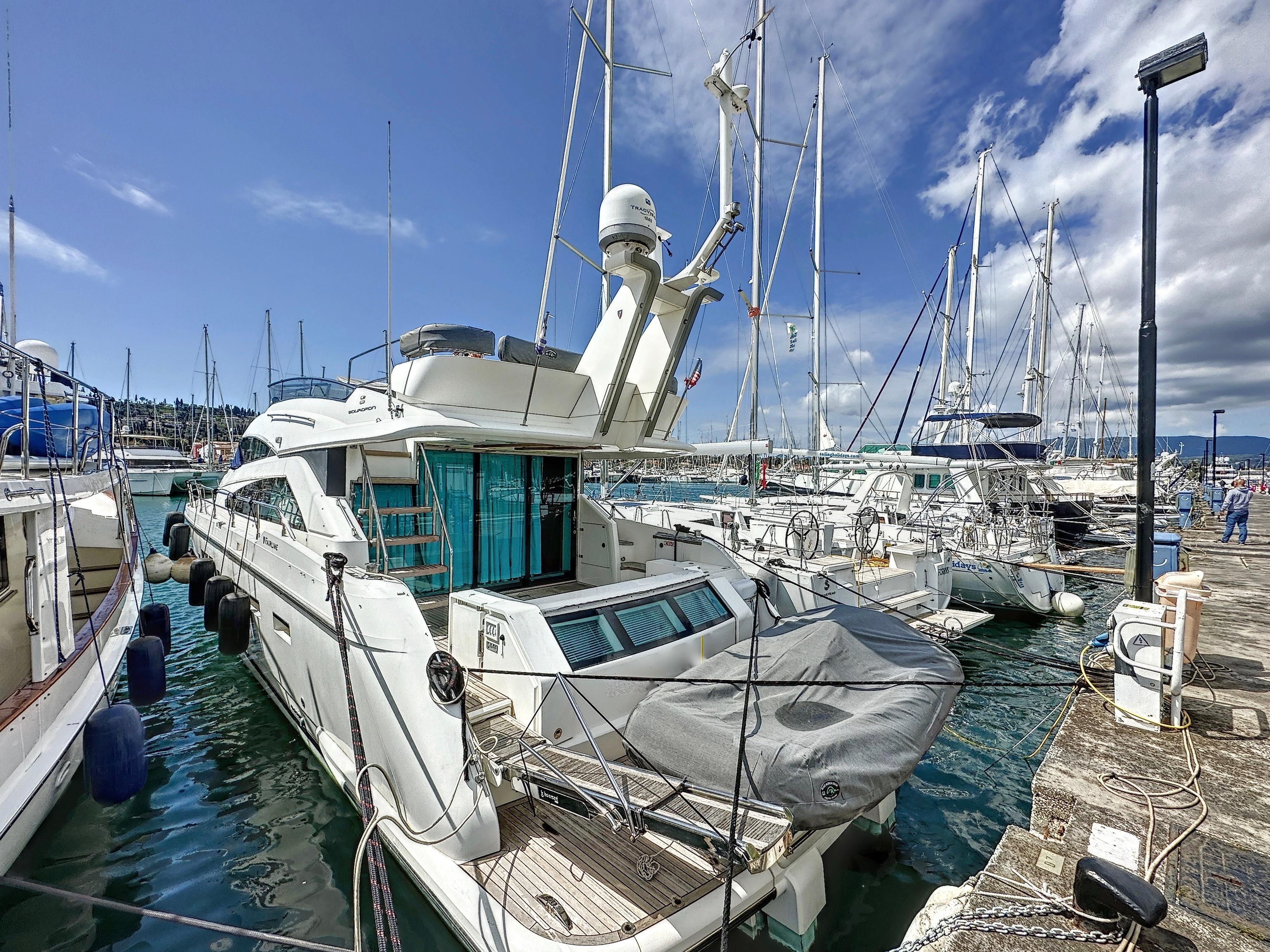 2012 Fairline Squadron 58 Motor Yachts for sale - YachtWorld