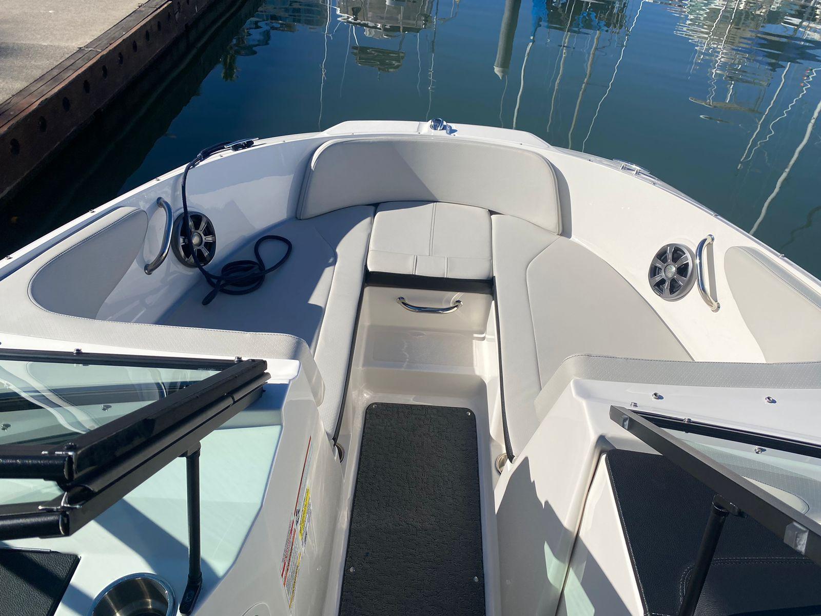 2021 Sea Ray SPX 190 OB Lanchas de proa abierta en venta - YachtWorld