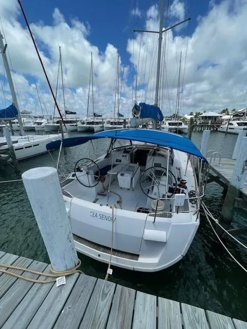 Jeanneau Sun Odyssey 519 Sail Monohull Sea Senora for sale