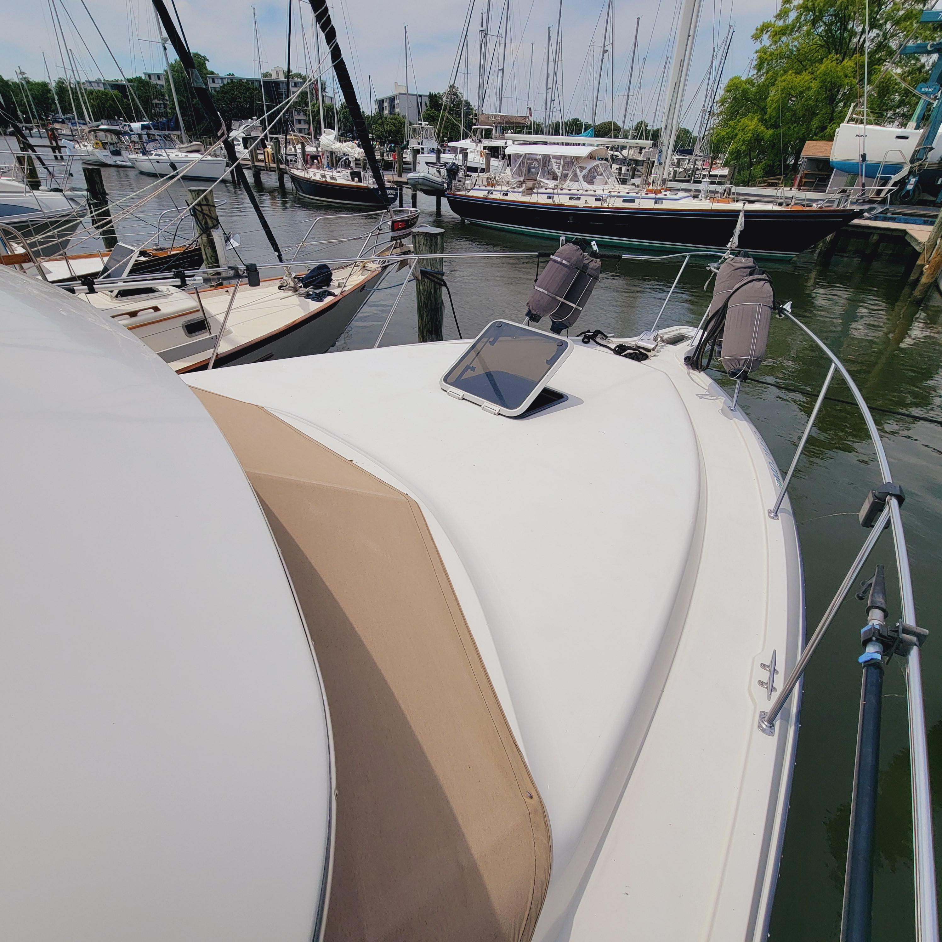 1992 Carver 33 Aft Cabin Cruiser for sale - YachtWorld