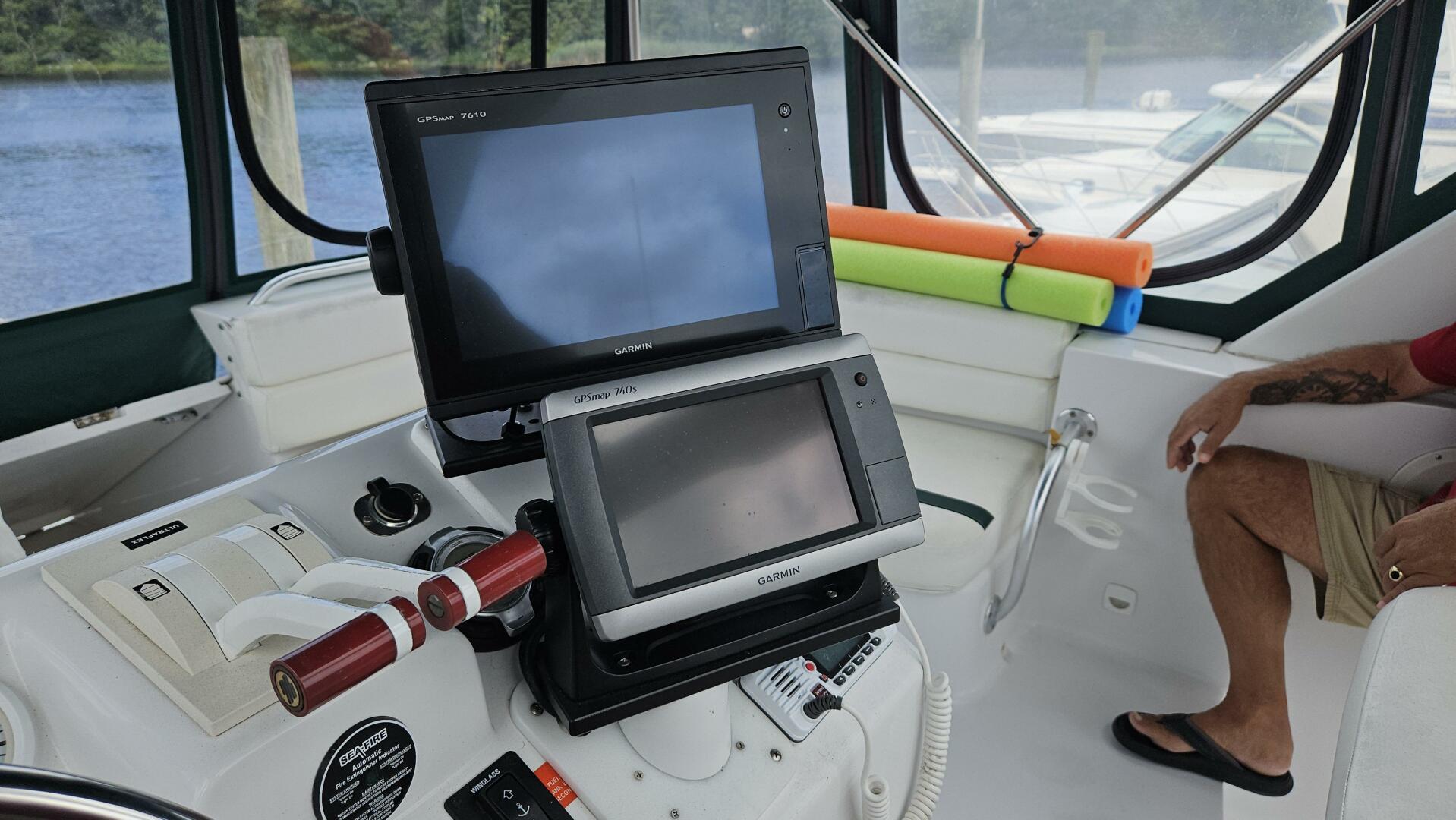 1998 Mainship 31 Sedan Bridge Flybridge for sale - YachtWorld