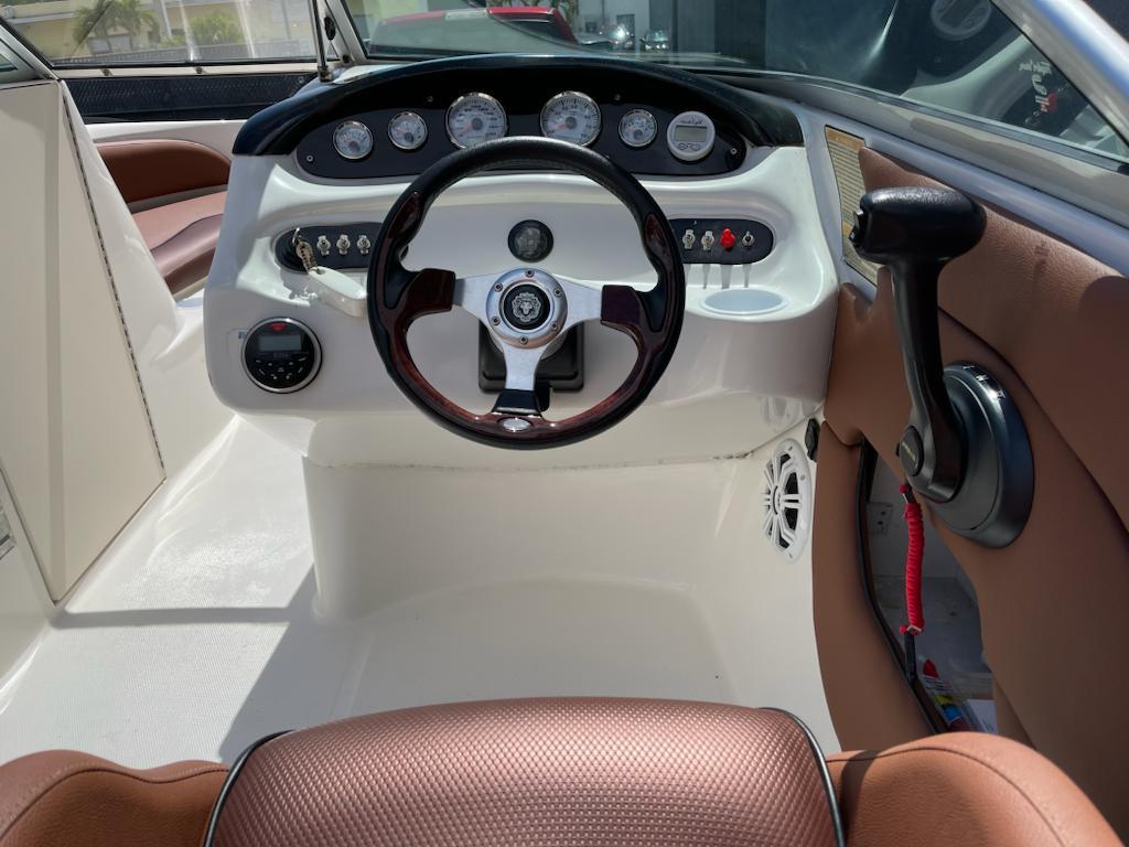 1999 Sea Ray 190 Sundeck Deck for sale - YachtWorld