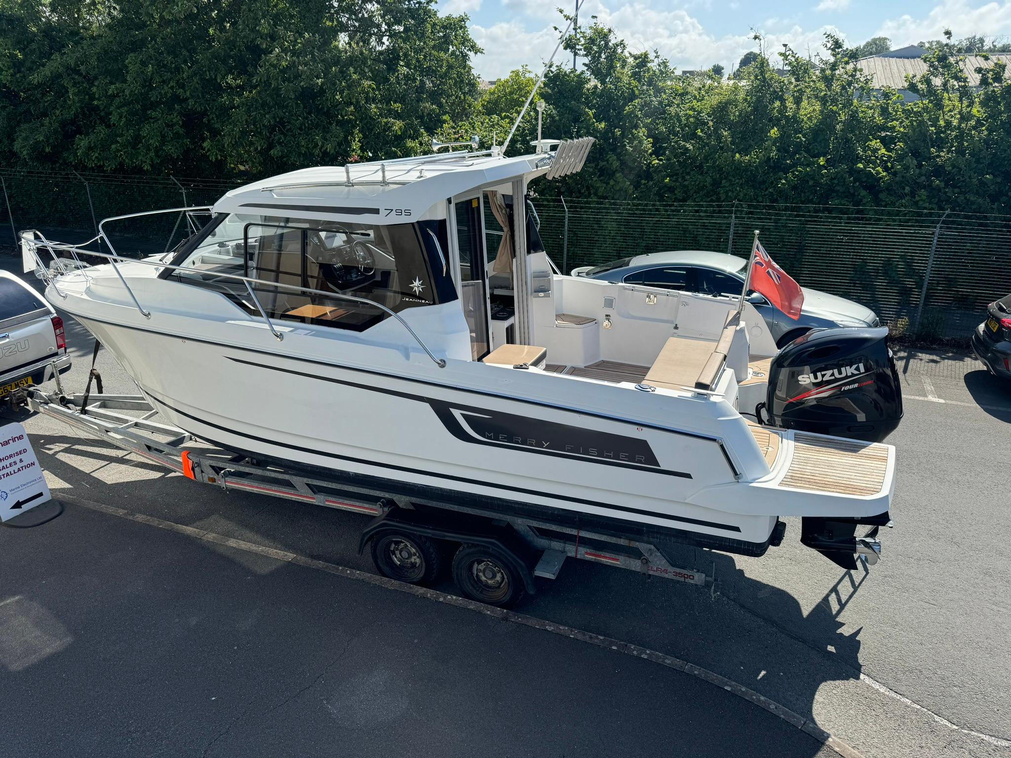 Jeanneau Merry Fisher 795 | 2017 | 24ft - Devon | Boatshop24