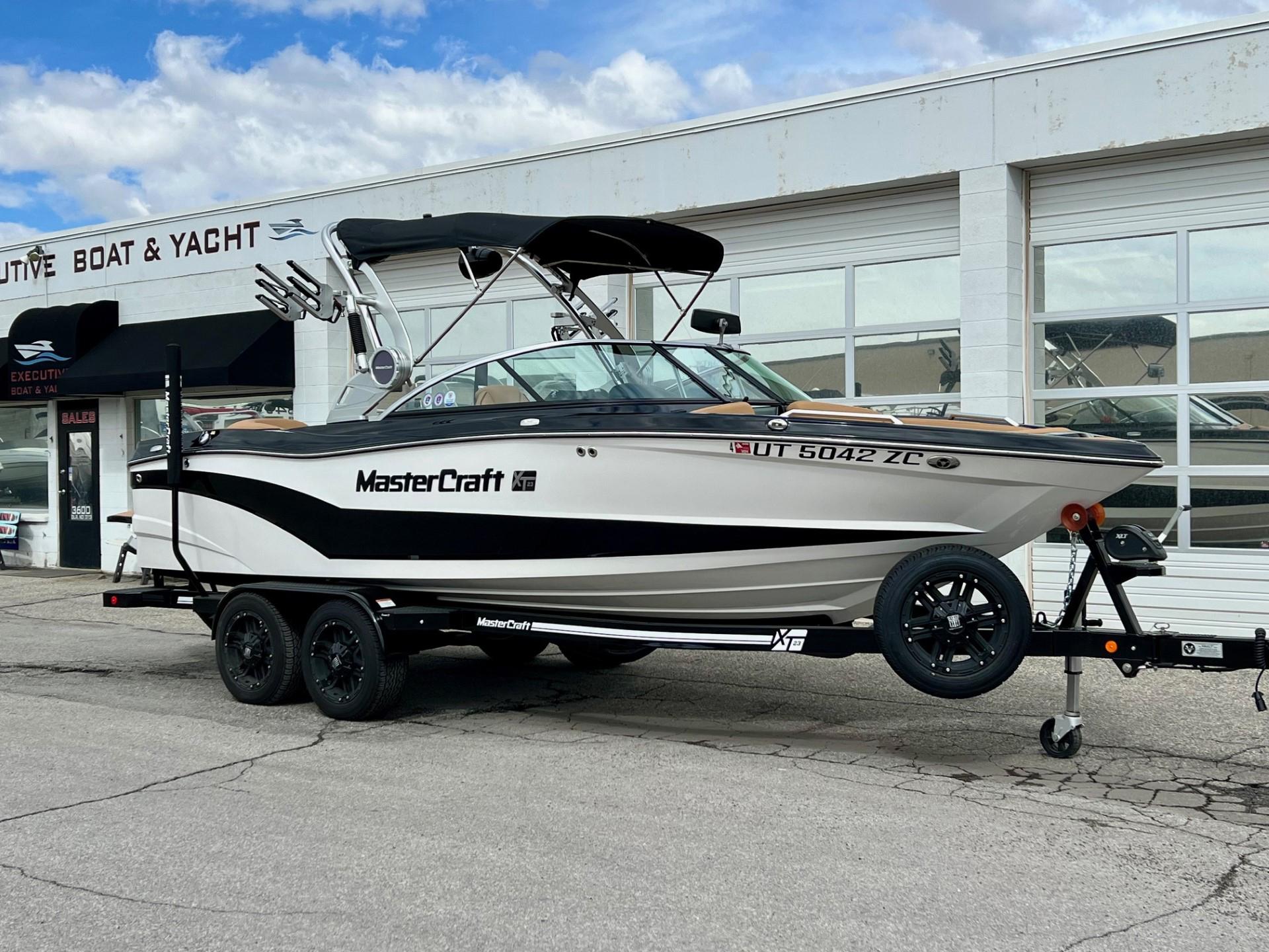 2021 MasterCraft XT23 Bowrider Ski and Wakeboard for sale - YachtWorld