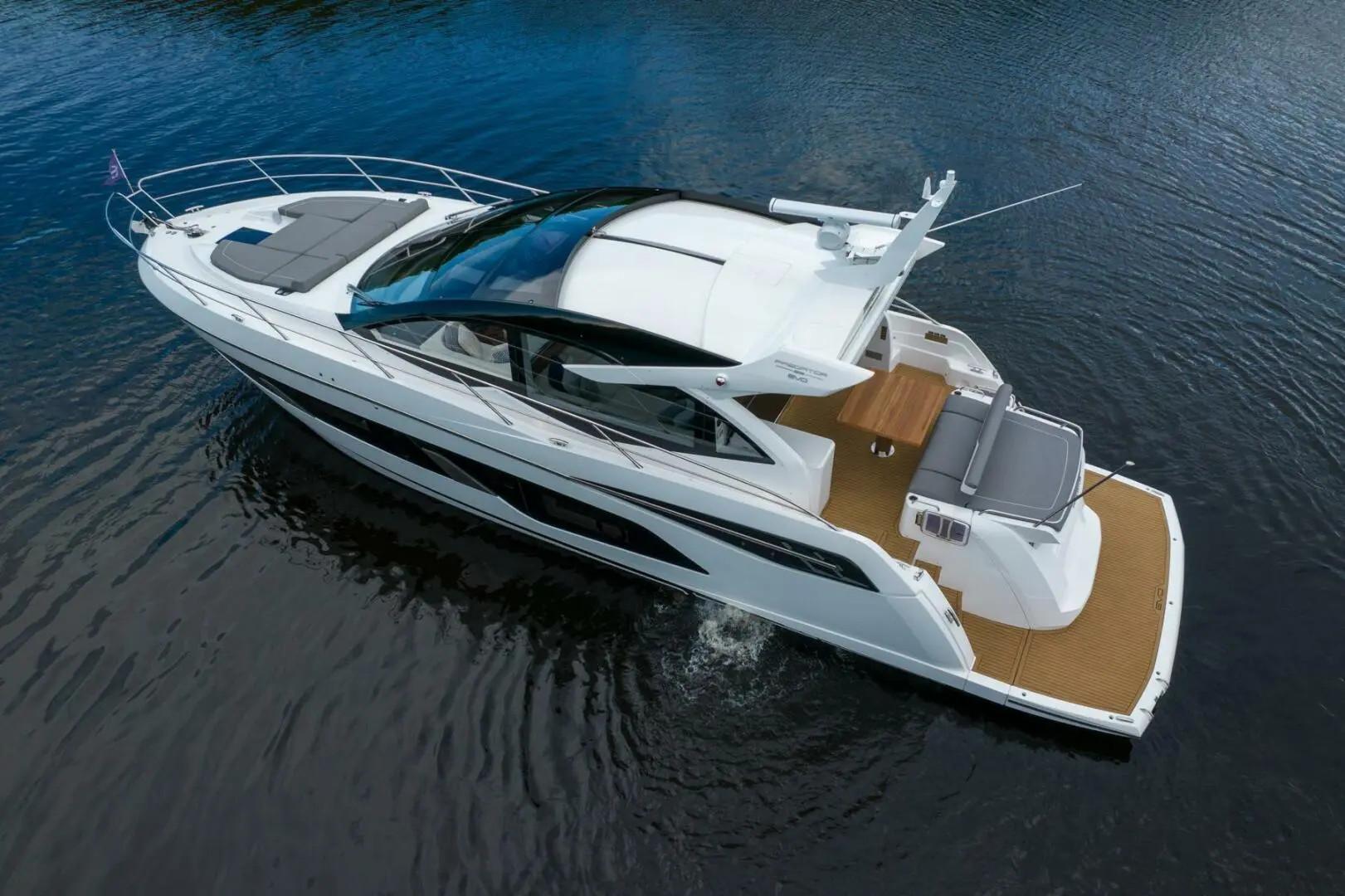 2021 Sunseeker Predator 55 Cruiser for sale - YachtWorld