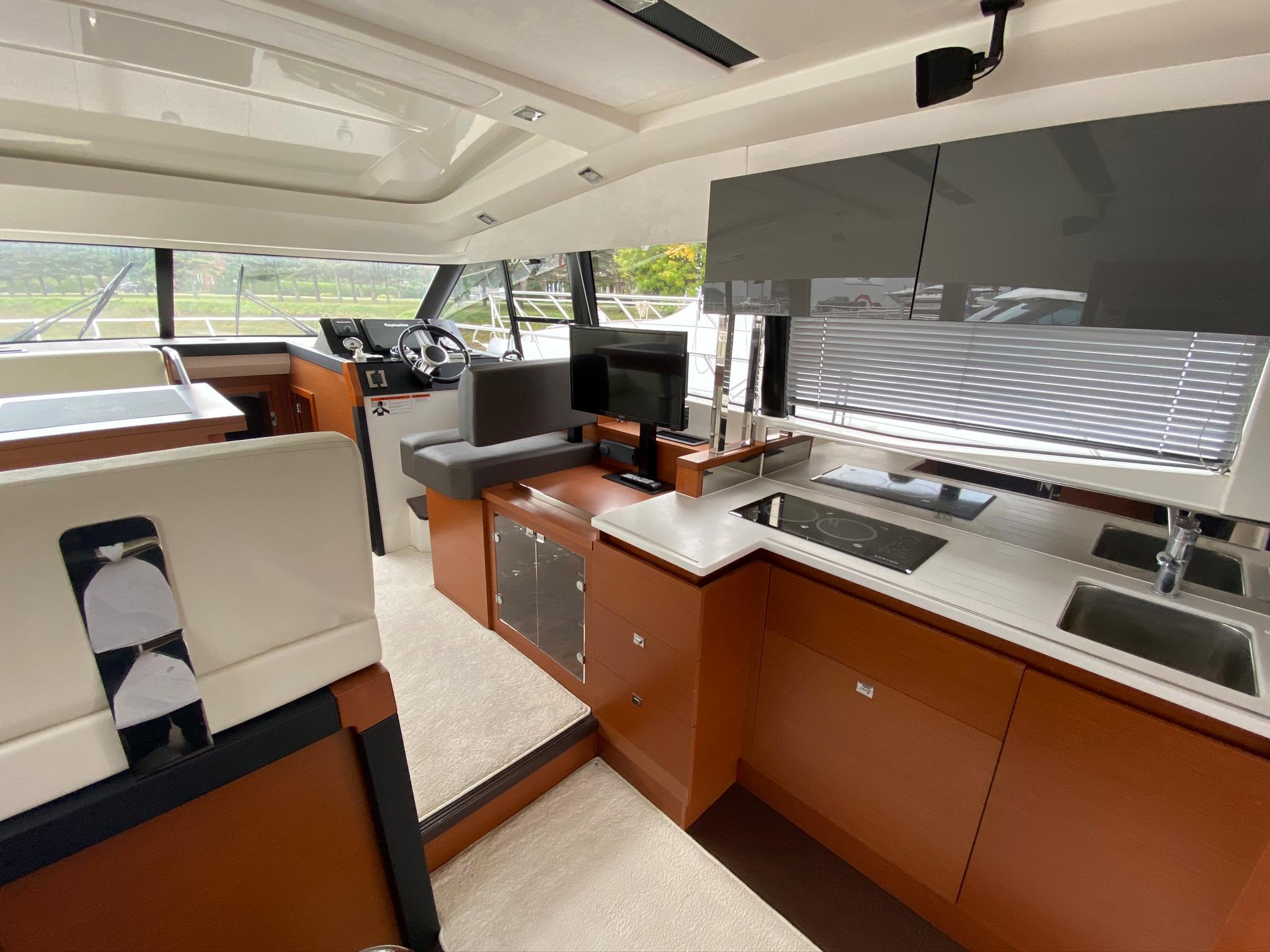 2016 Prestige 420 Motor Yachts for sale - YachtWorld