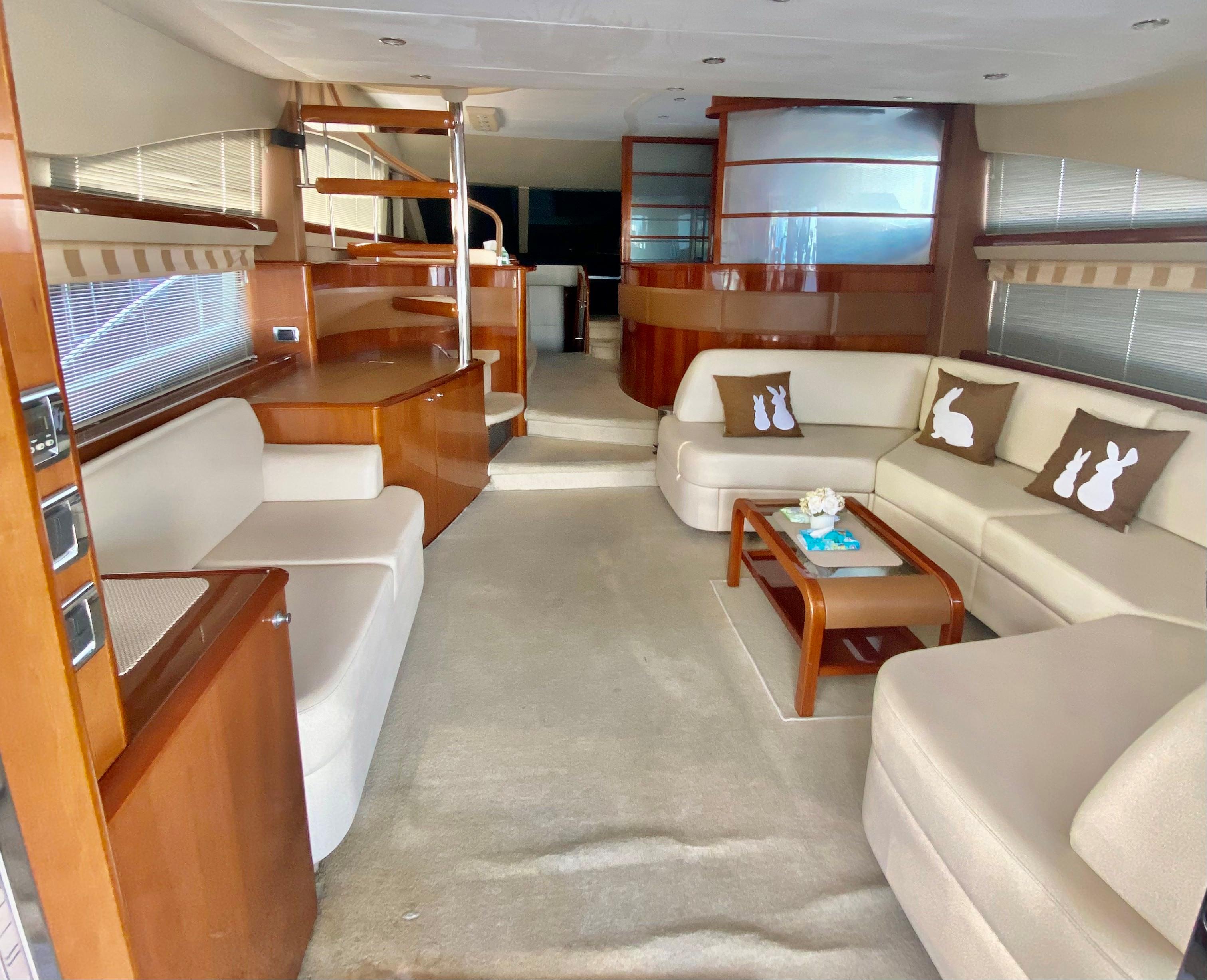 2007 Princess 67 Flybridge Flybridge for sale - YachtWorld