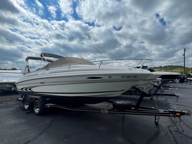 1998 Sea Ray 215 Express Cruiser Cuddy Cabin for sale - YachtWorld