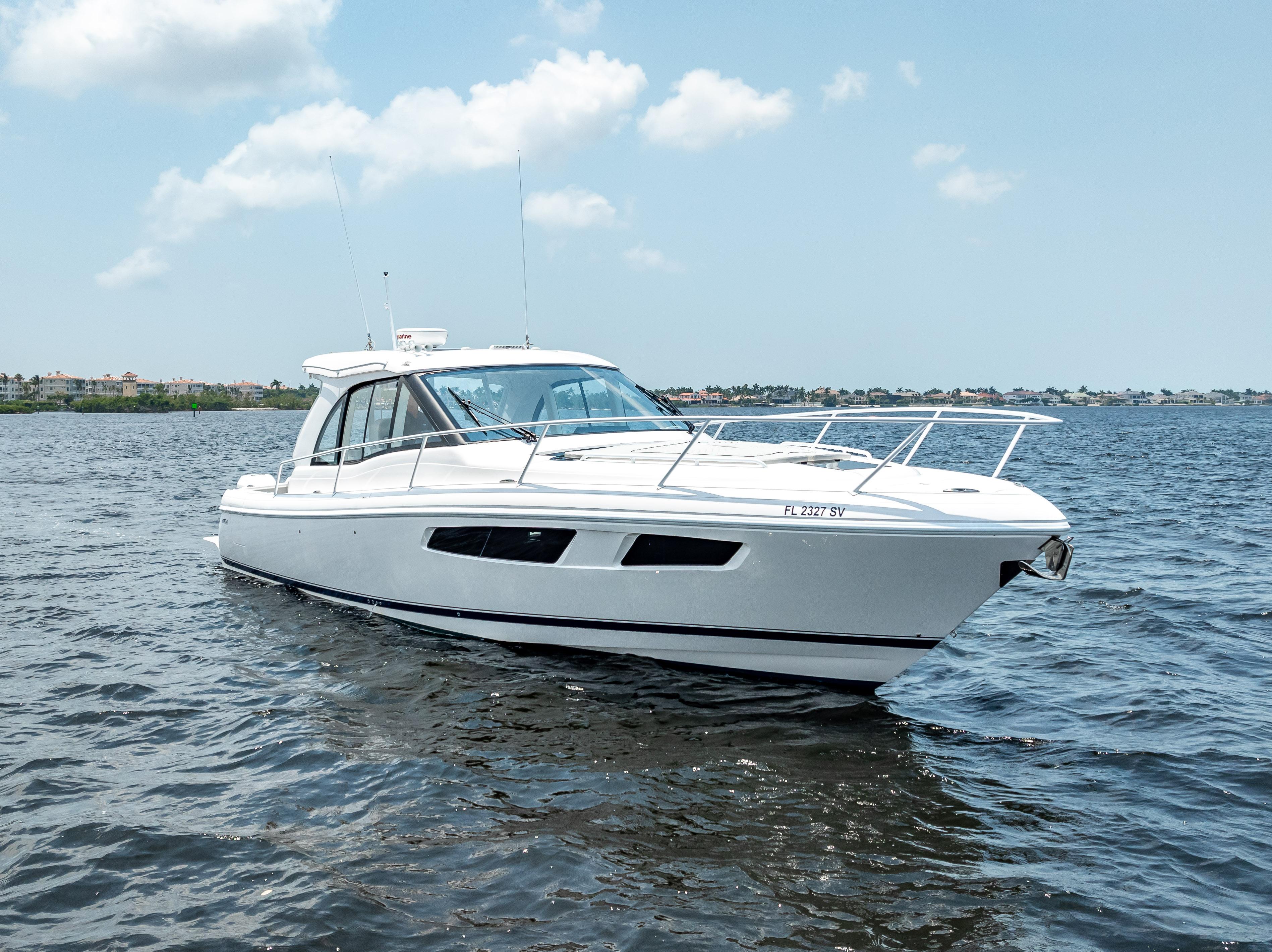 2021 Intrepid 410 Evolution Sports Cruiser for sale - YachtWorld