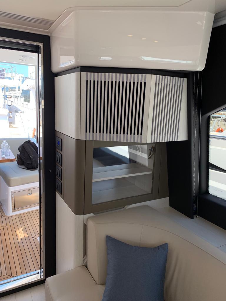 2019 Azimut 50 Flybridge Motor Yachts for sale - YachtWorld