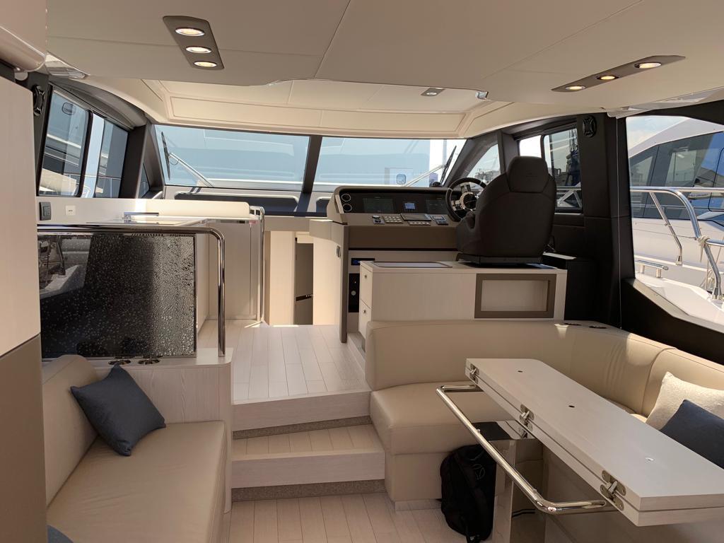 2019 Azimut 50 Flybridge Motor Yachts for sale - YachtWorld