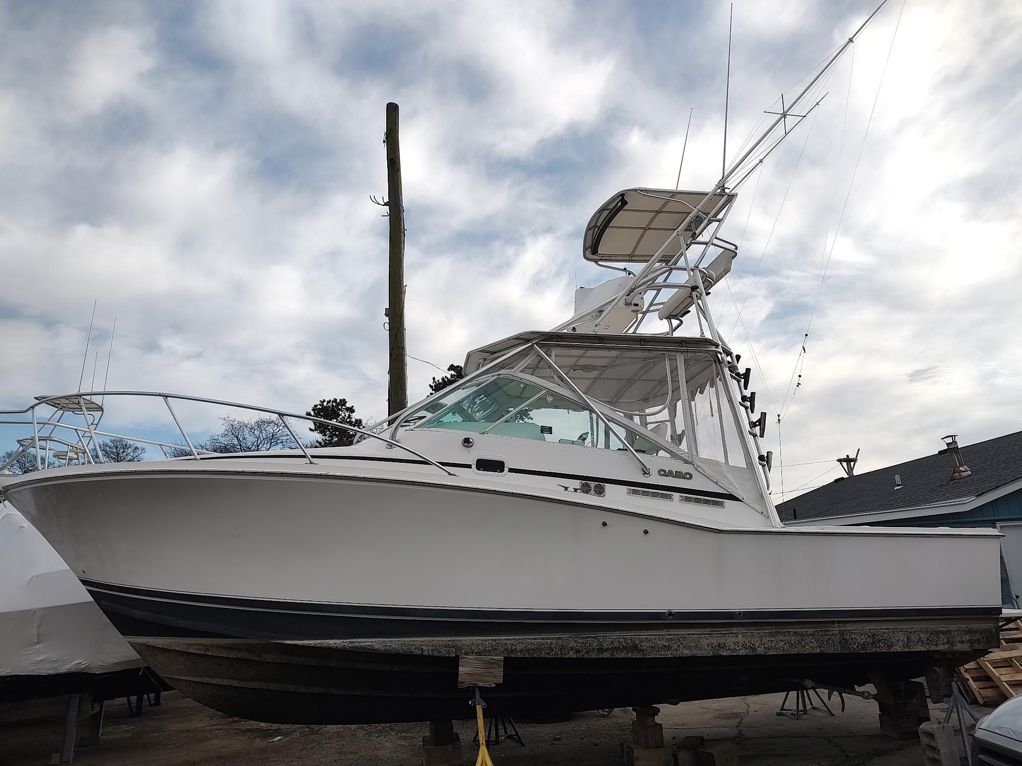 1998 Cabo 31 Express Saltwater Fishing for sale - YachtWorld