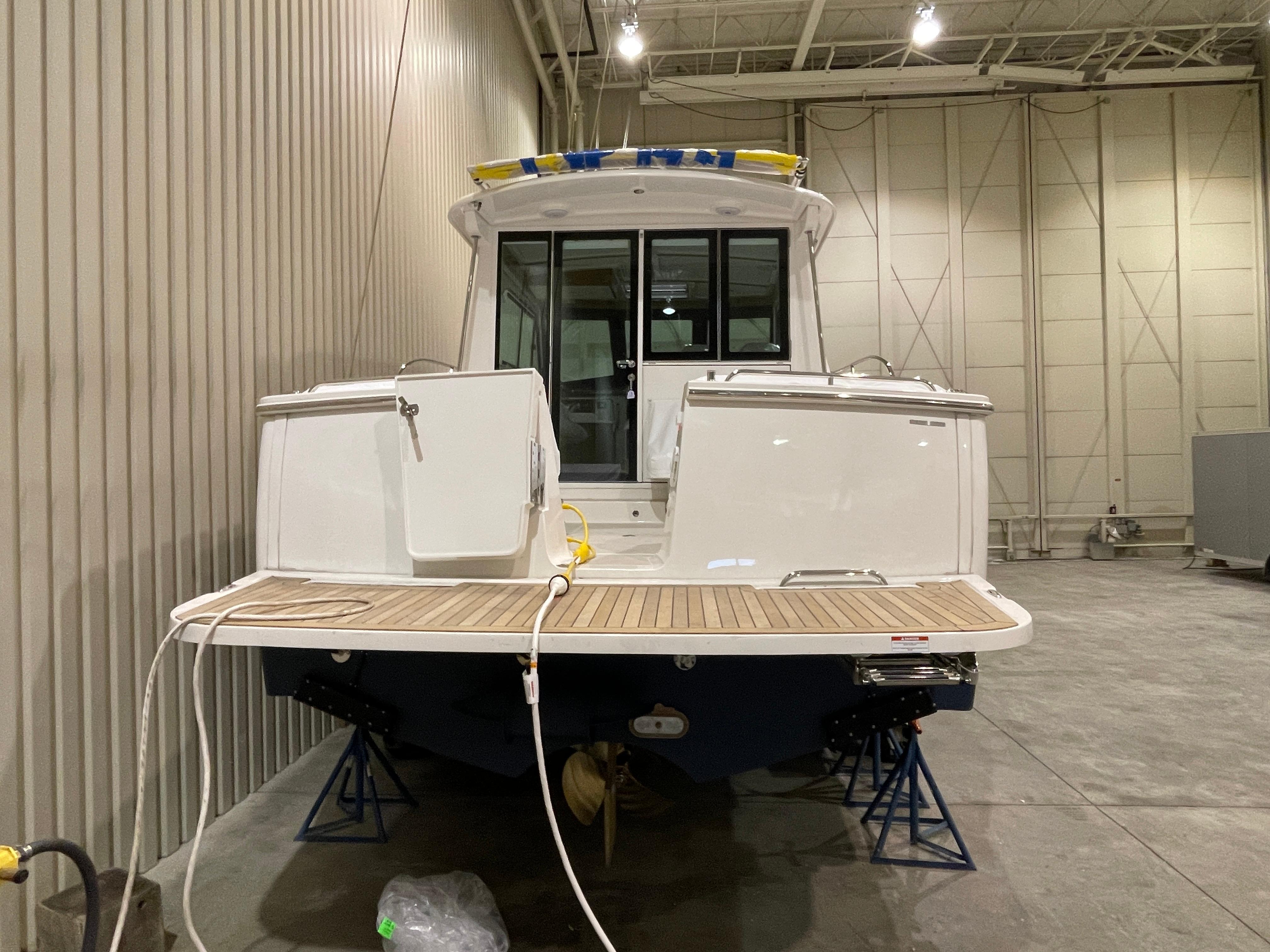 2025 Back Cove 372 Express Cruiser for sale - YachtWorld