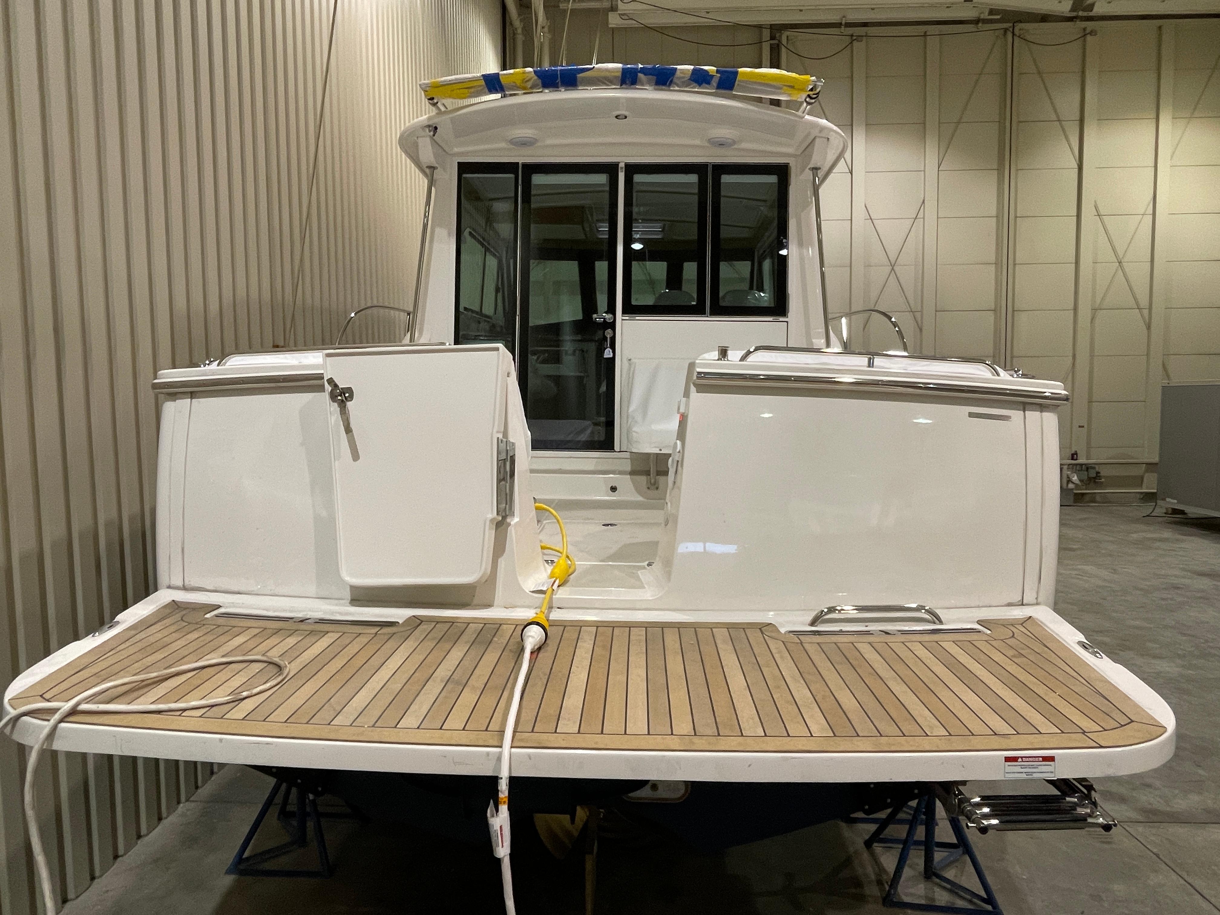 2025 Back Cove 372 Express Cruiser for sale - YachtWorld