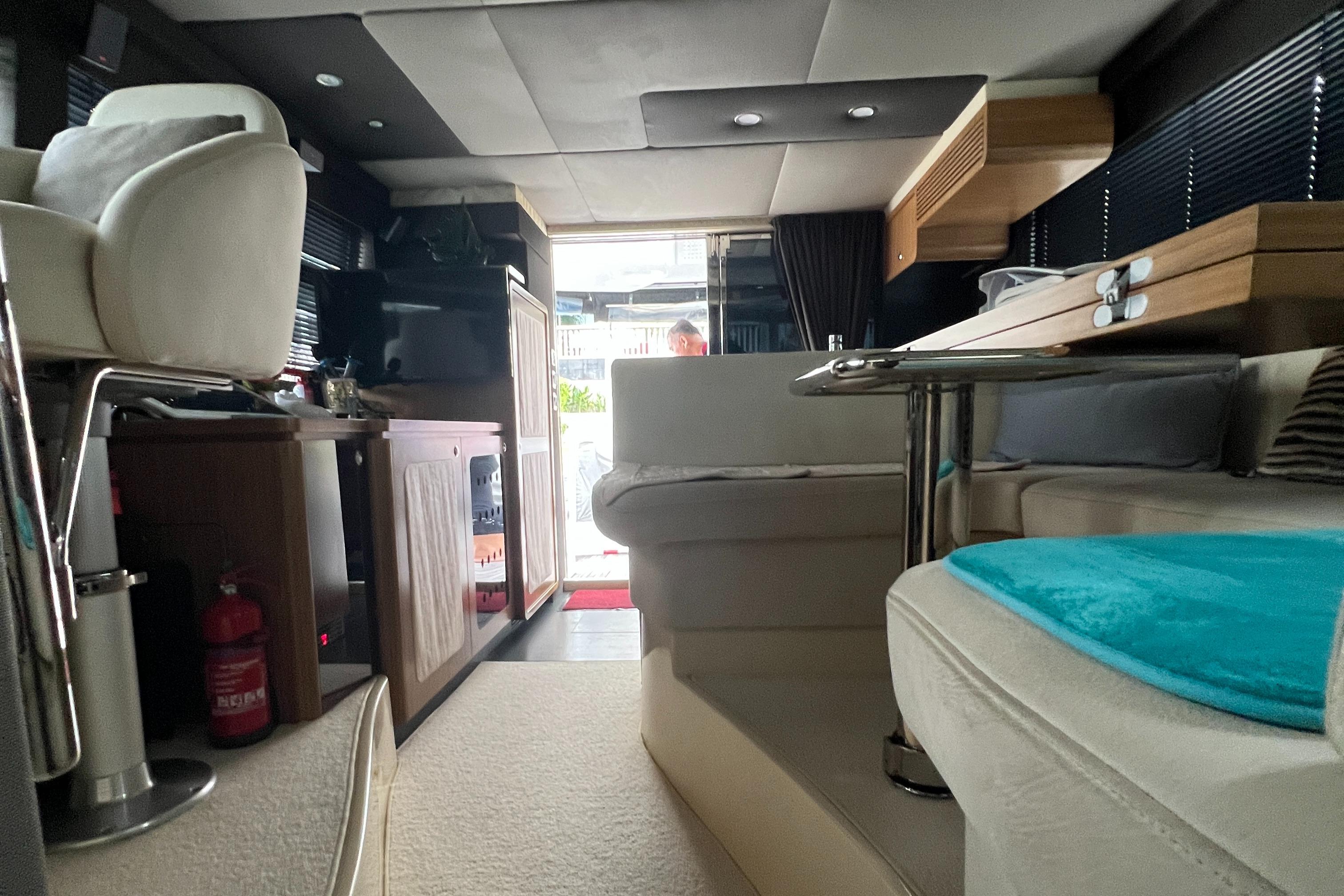 2017 Azimut Magellano 43 Cruiser for sale - YachtWorld