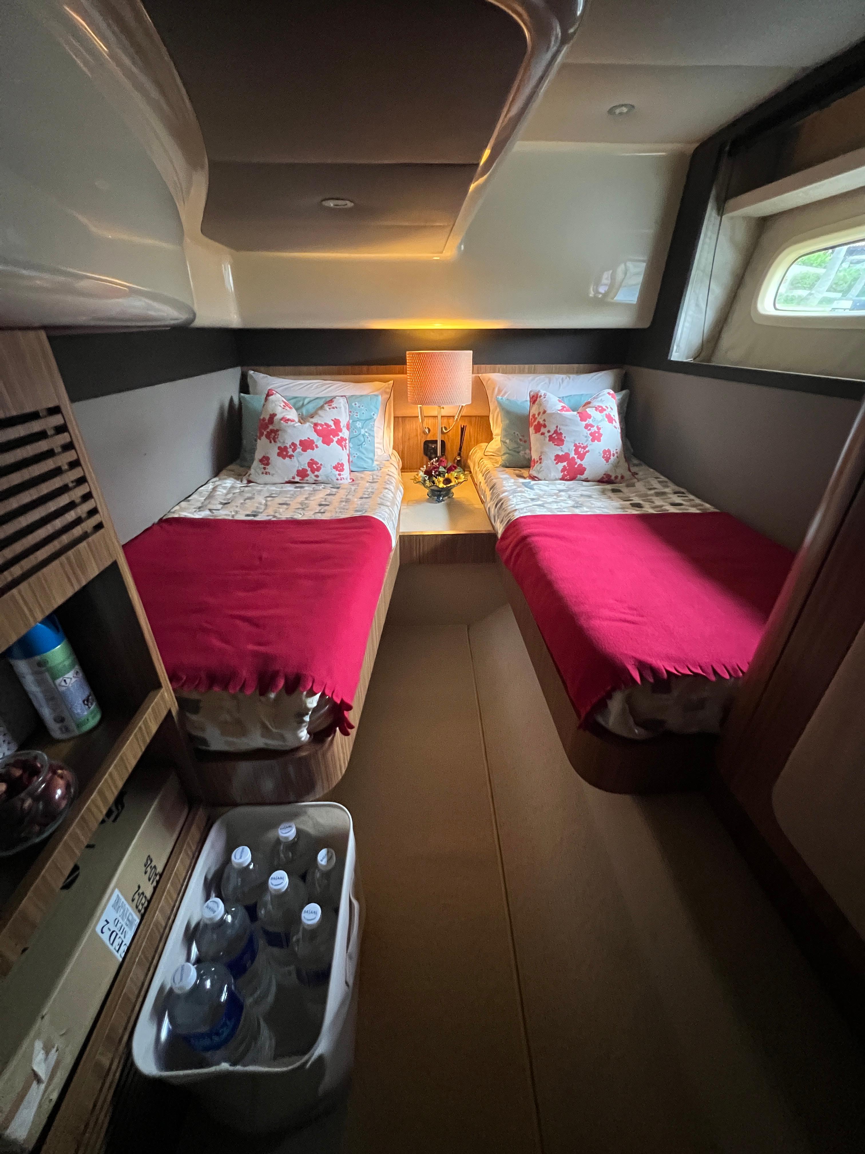 2017 Azimut Magellano 43 Cruiser for sale - YachtWorld