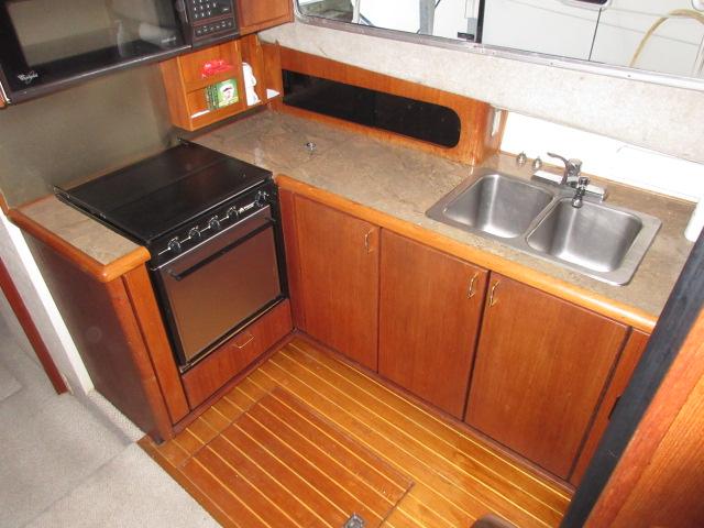 1990 Bayliner 3888 Motoryacht Motor Yacht for sale - YachtWorld