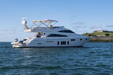 2014 Fairline Squadron 65 Flybridge for sale - YachtWorld
