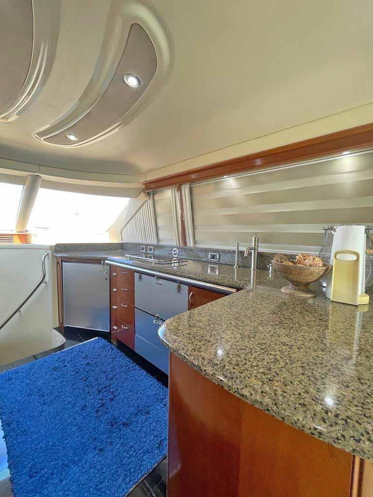 2005 Sea Ray Sedan Bridge Motor Yachts for sale - YachtWorld