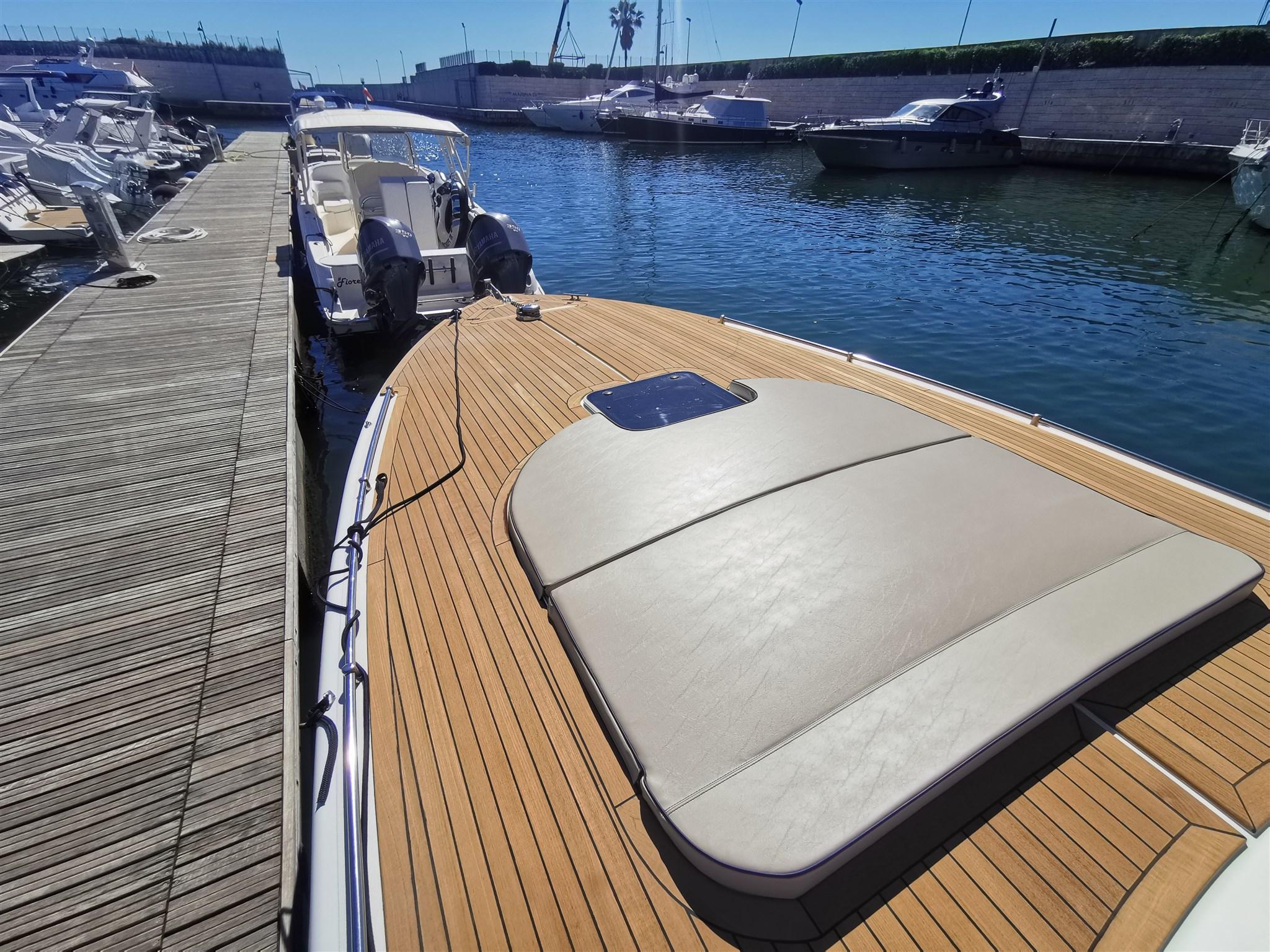 1998 Marine Yachting Mig 38 Express Cruiser for sale - YachtWorld