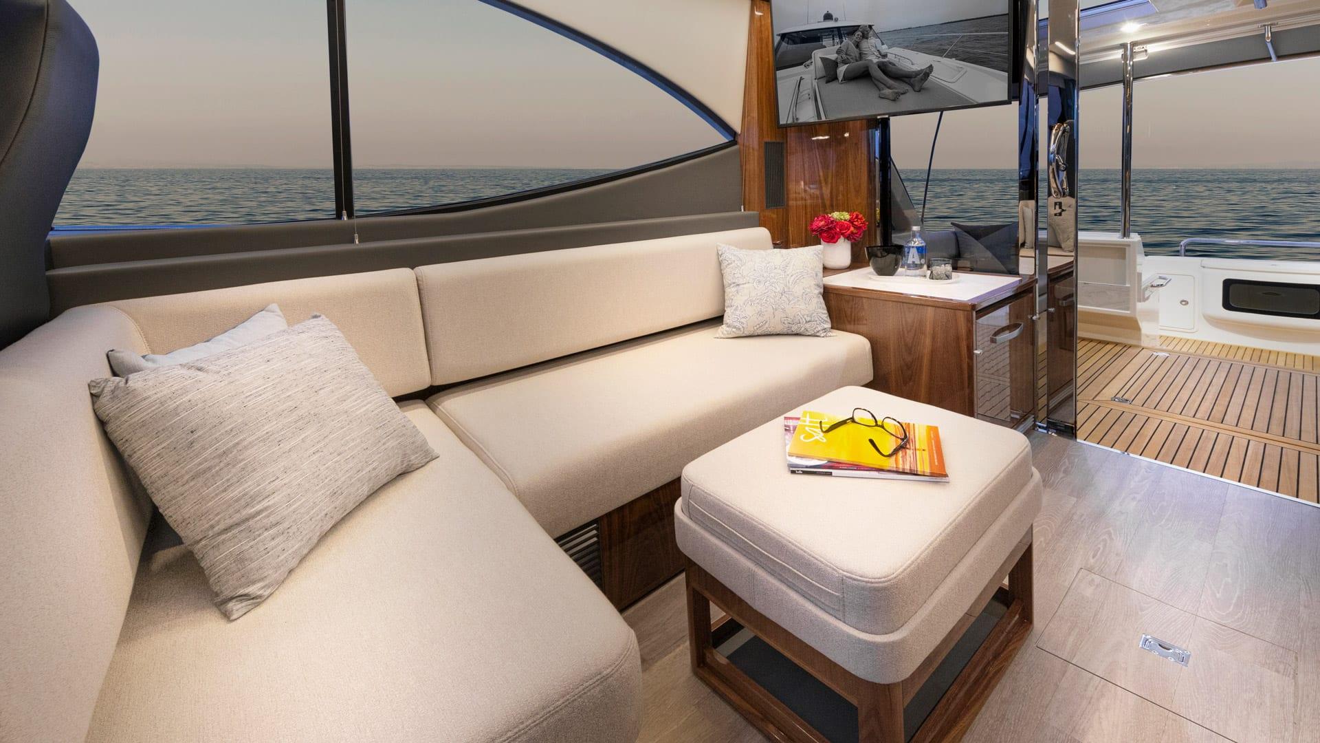 2024 Riviera 505 SUV Motor Yachts for sale - YachtWorld