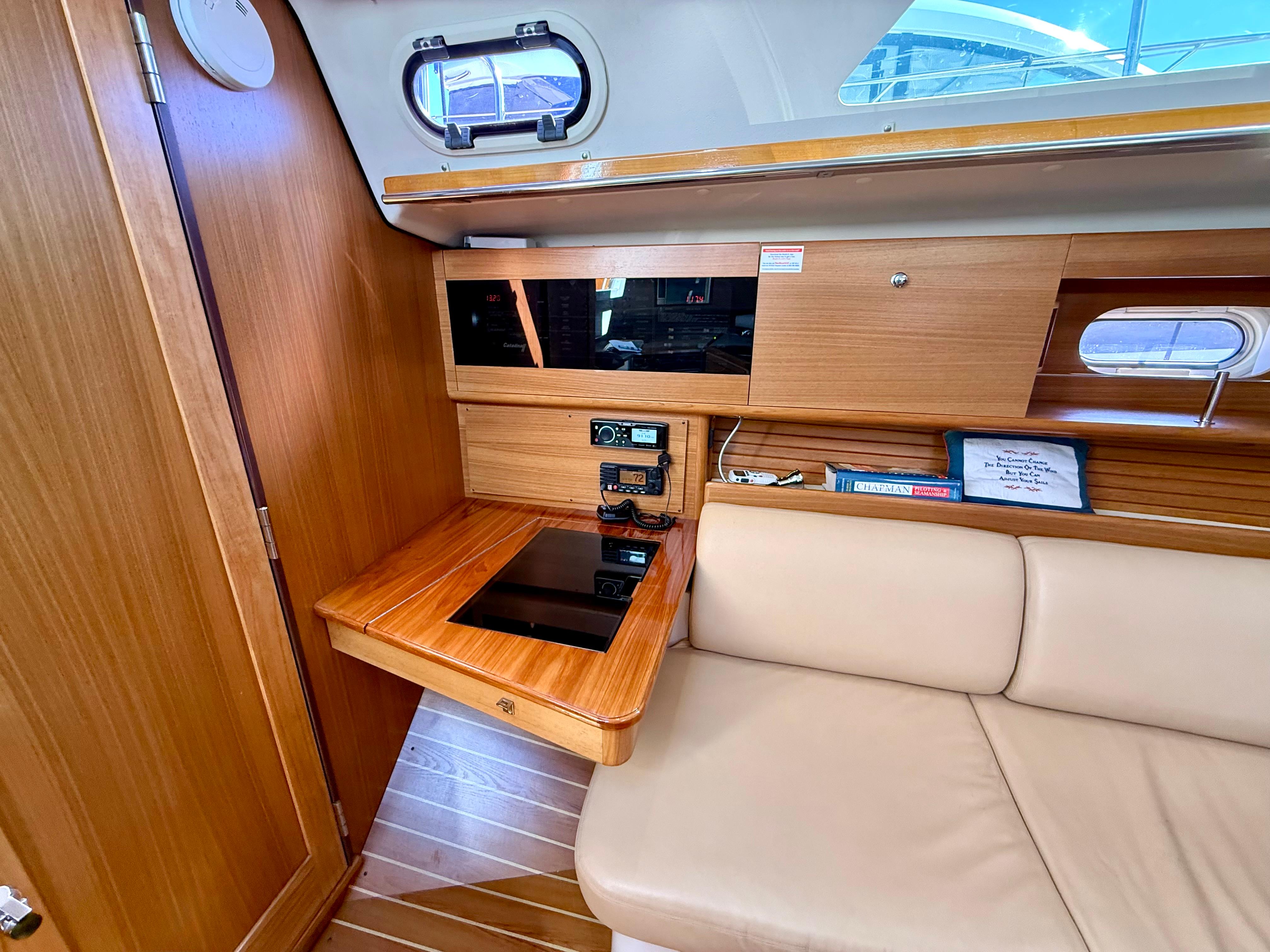 2012 Catalina 385 Racer/Cruiser for sale - YachtWorld