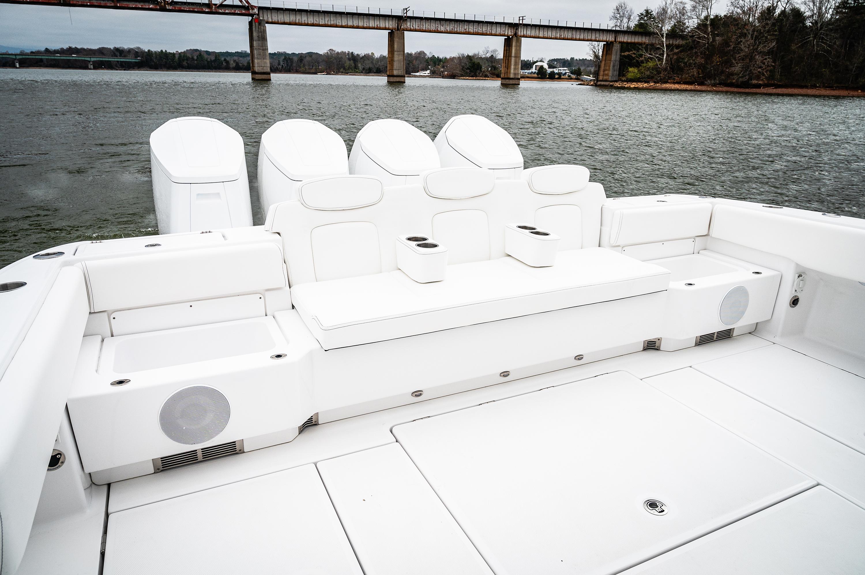 2024 HCB 48 CAMPEON Bateaux à console centrale à vendre - YachtWorld