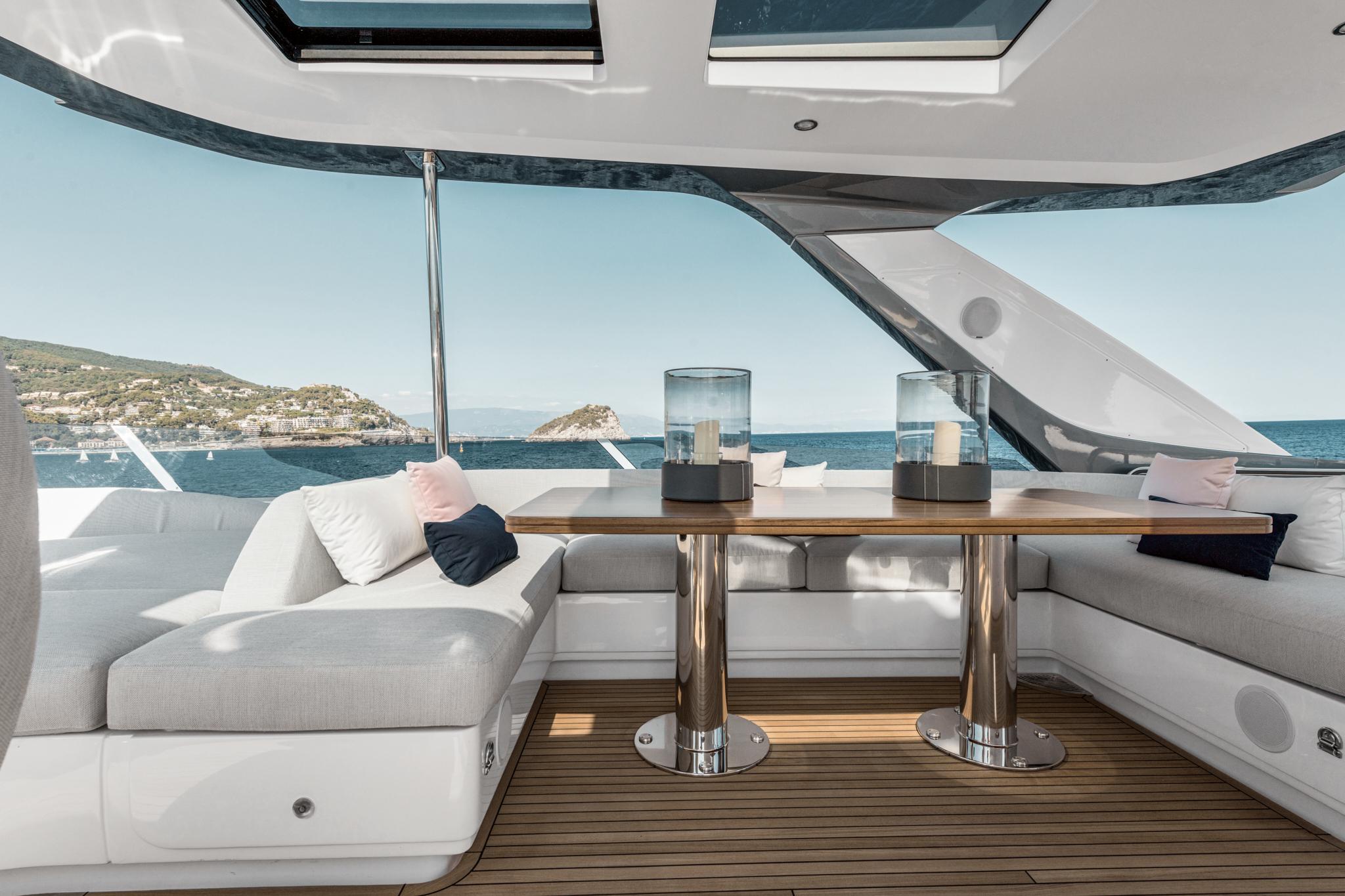 2023 Azimut Fly 78 Flybridge for sale - YachtWorld