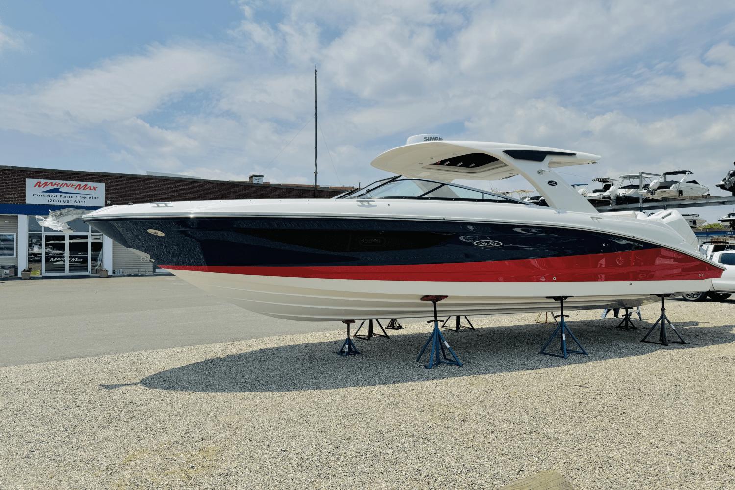 2025 Sea Ray 350SLX-OB Sports Cruiser for sale - YachtWorld