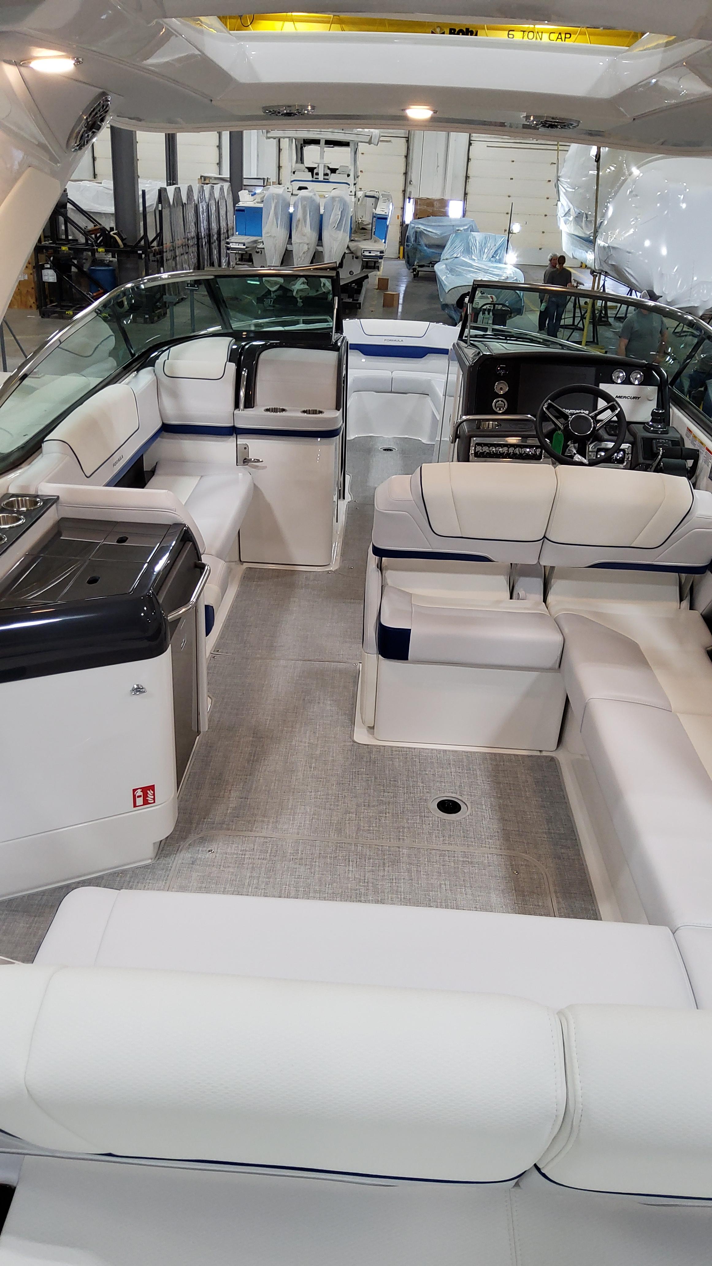 2024 Formula 310 Bowrider Lanchas de proa abierta en venta - YachtWorld