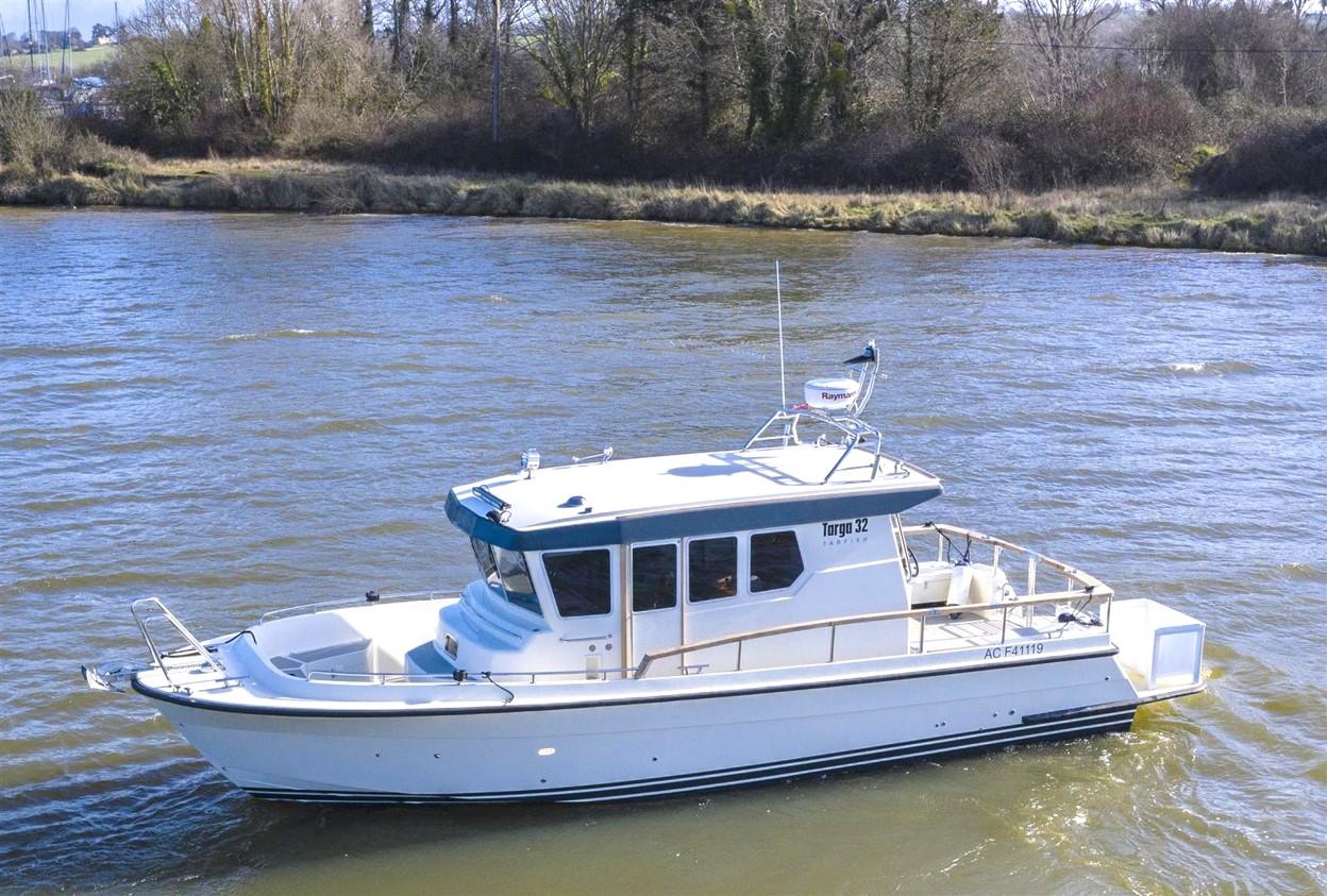 Botnia Targa 32 | 2016 | 10m - 14 - Calvados | Boatshop24 Botnia Targa 32 | 2016 | 10m - 14 - Calvados | Boatshop24
