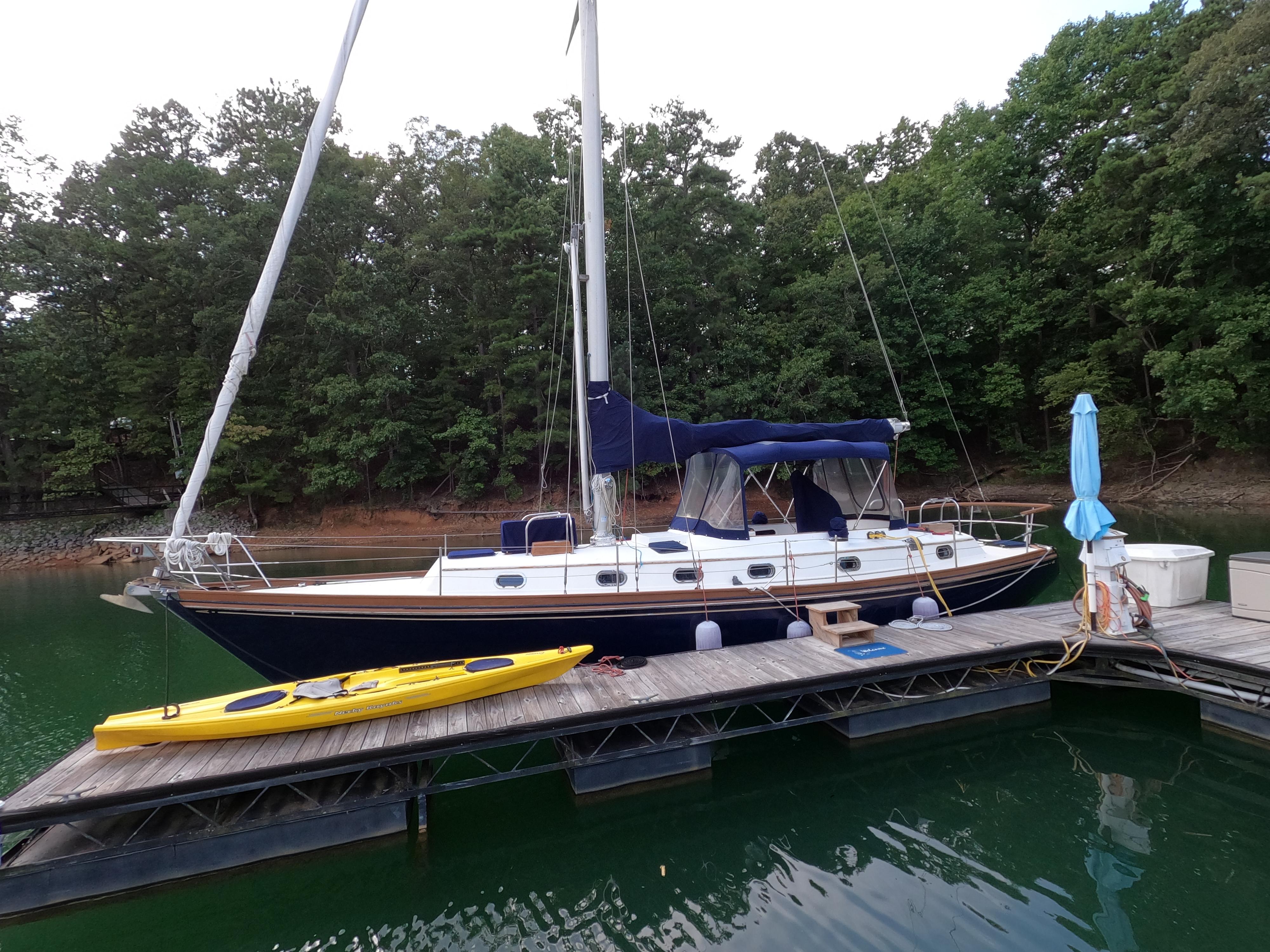 1981 Bristol 41.1 Center Cockpit Cruceros (vela) en venta - YachtWorld