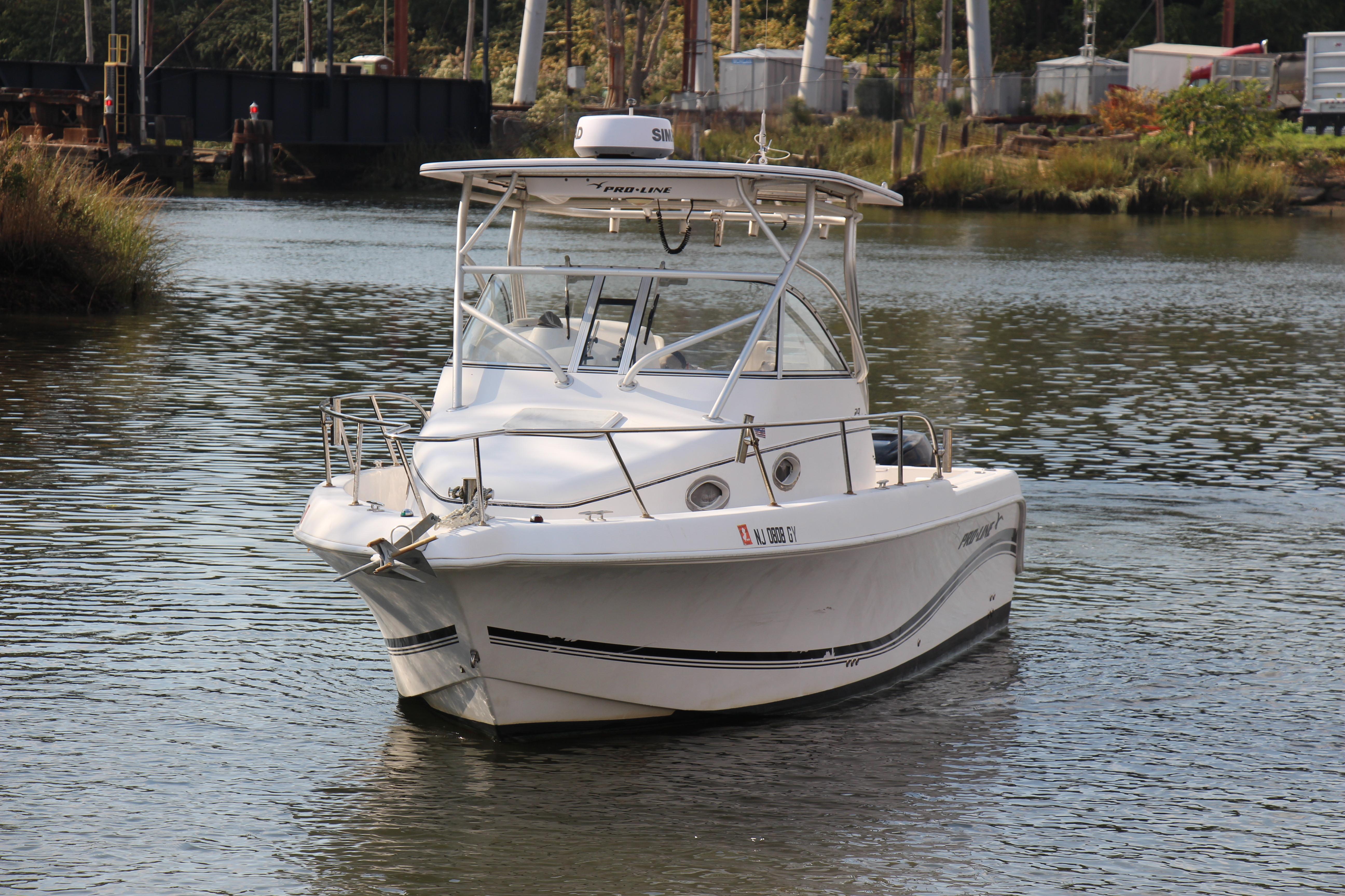 2005 Pro-Line 29 Express Walkaround for sale - YachtWorld