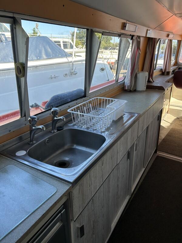 1980 Norfolk Broads Cruiser / Boat Cruiser for sale - YachtWorld