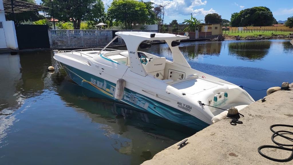 2011 Fountain Express Cruiser Personal Watercraft for sale - YachtWorld