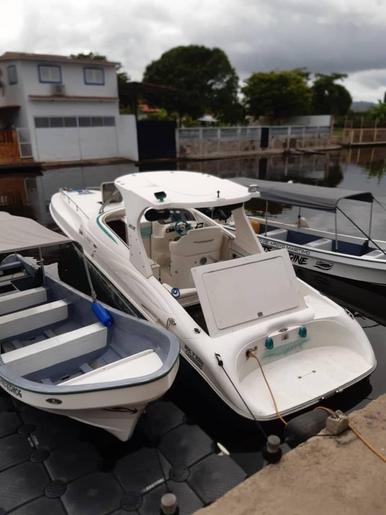 2011 Fountain Express Cruiser Personal Watercraft for sale - YachtWorld