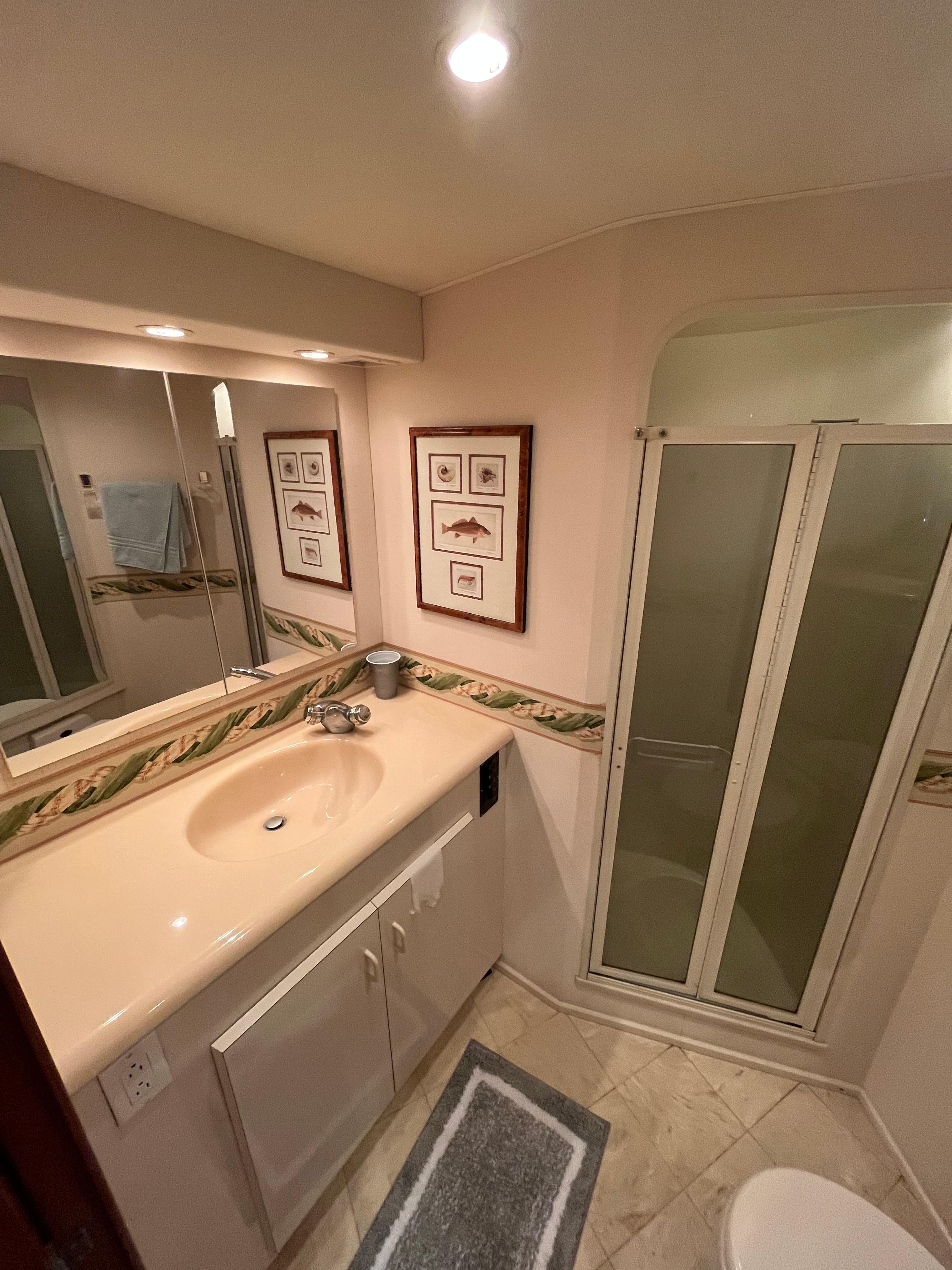 1999 Viking 55C Flybridge for sale - YachtWorld