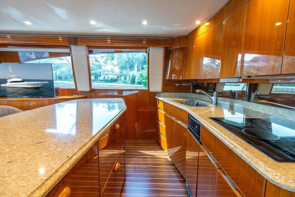 2015 Viking 66 Convertible Convertible for sale - YachtWorld