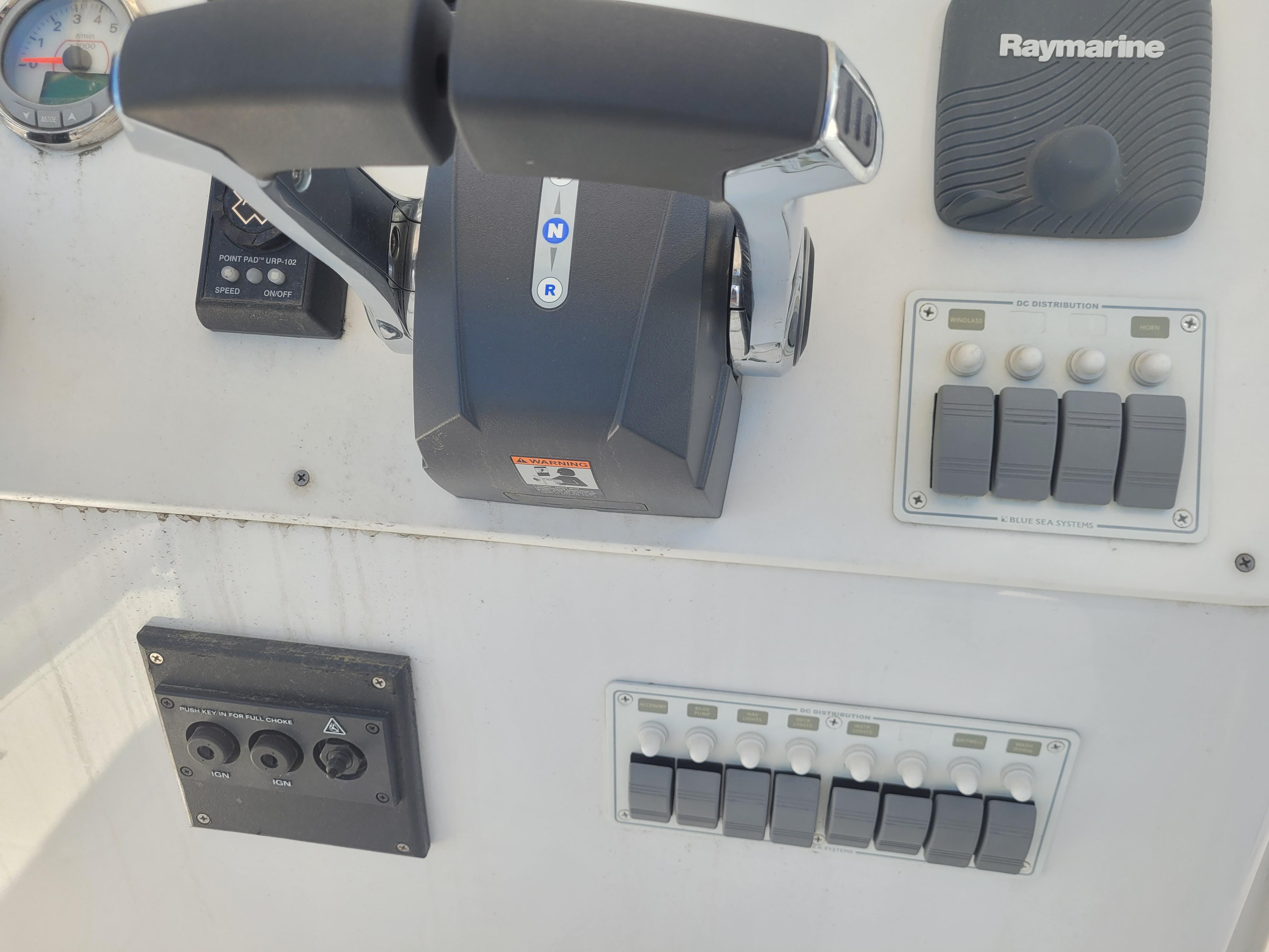 1995 Mako 282 Center Console Centre Console for sale - YachtWorld