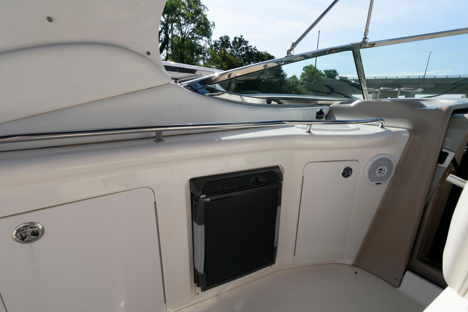 2002 Sea Ray 300 Sundancer Cruiser for sale - YachtWorld