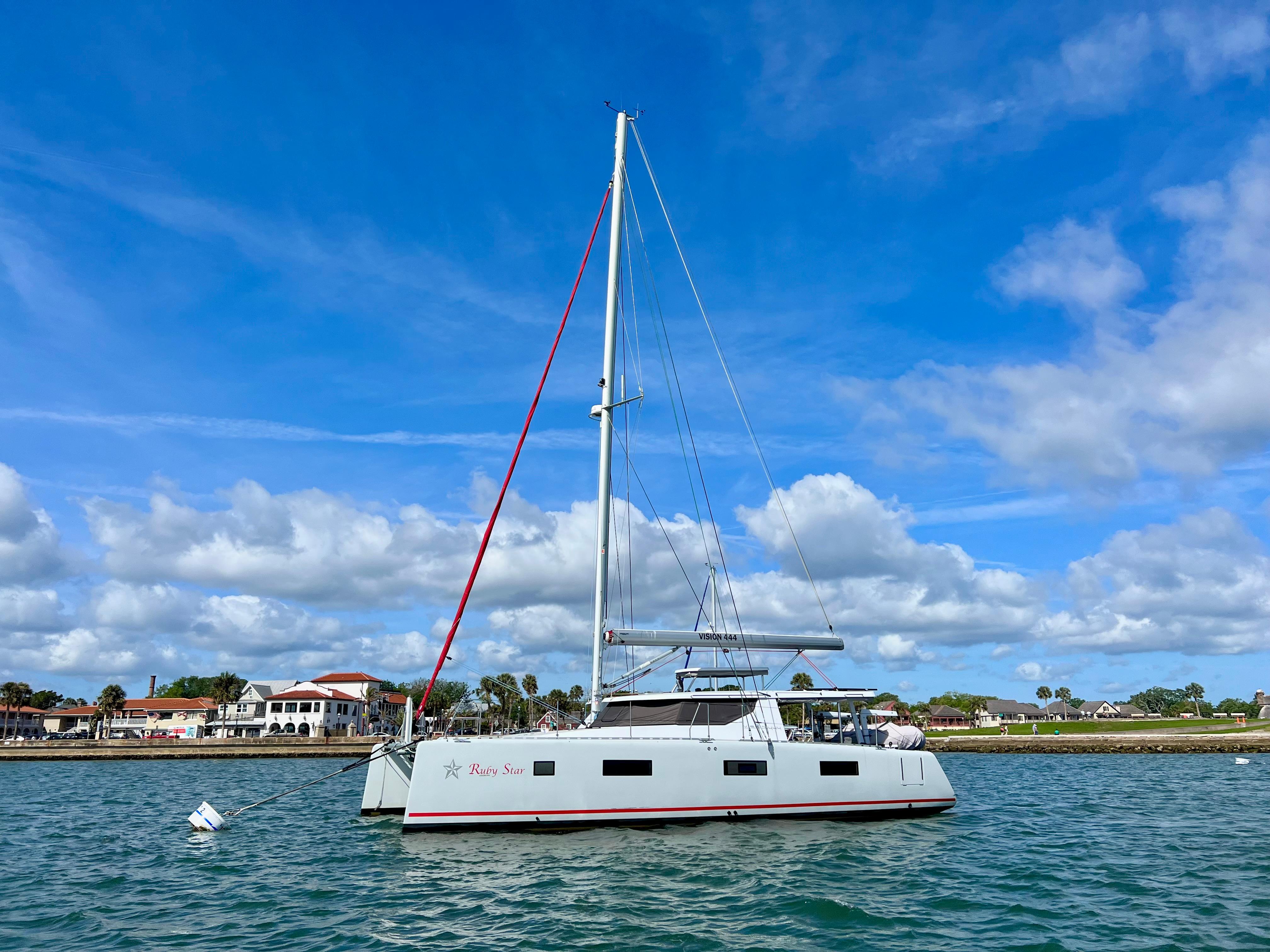 2021 Vision 444 Catamaran for sale - YachtWorld