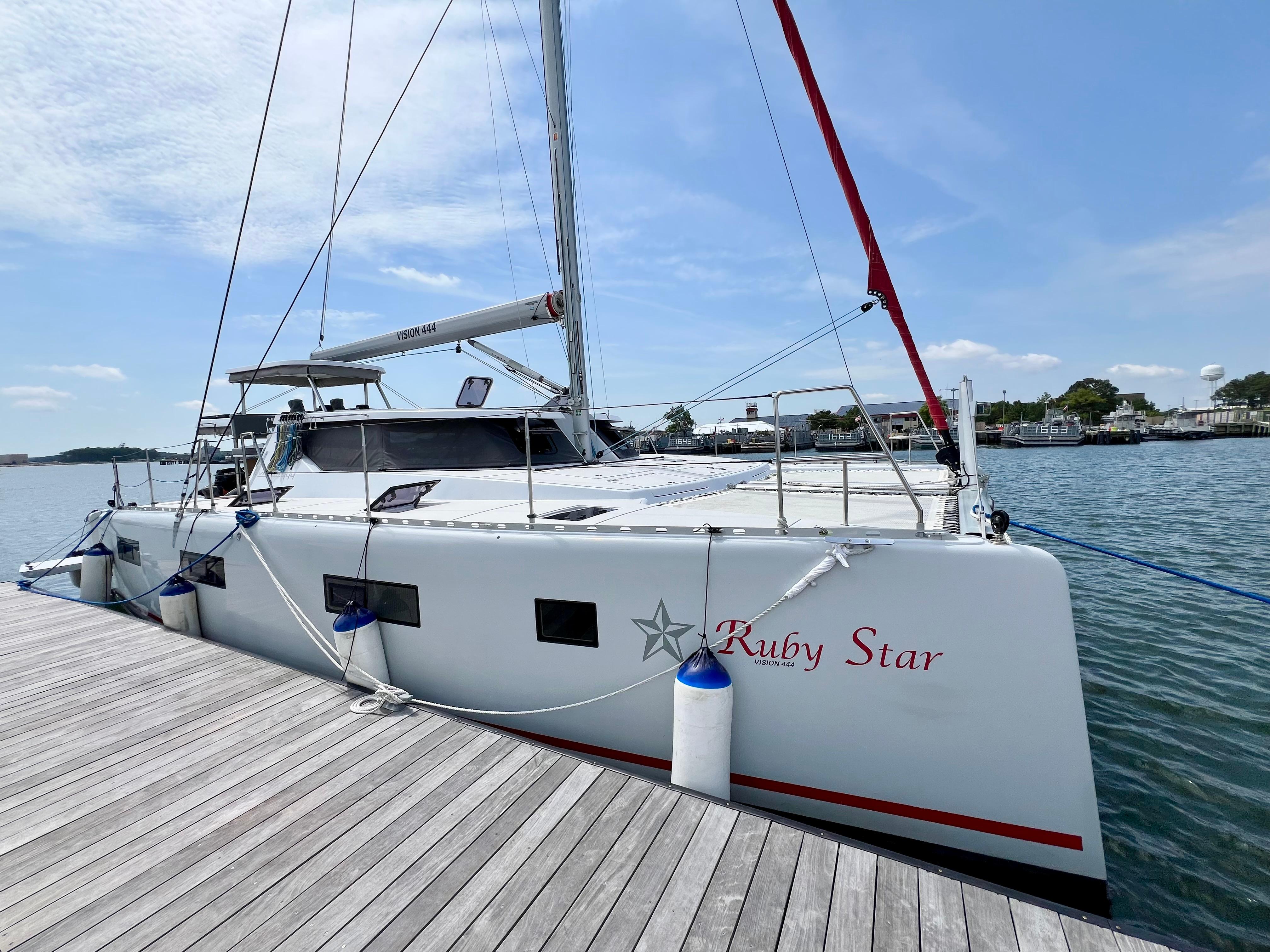 2021 Vision 444 Catamaran for sale - YachtWorld