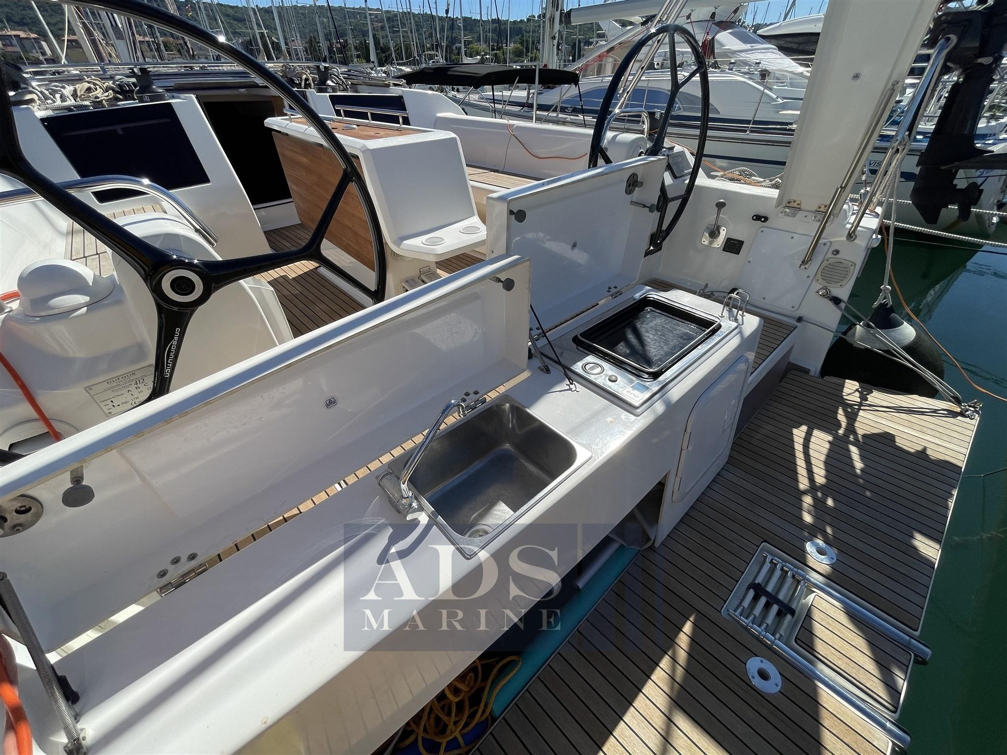 Dufour 412 Grand Large Usado - Cosas de Barcos