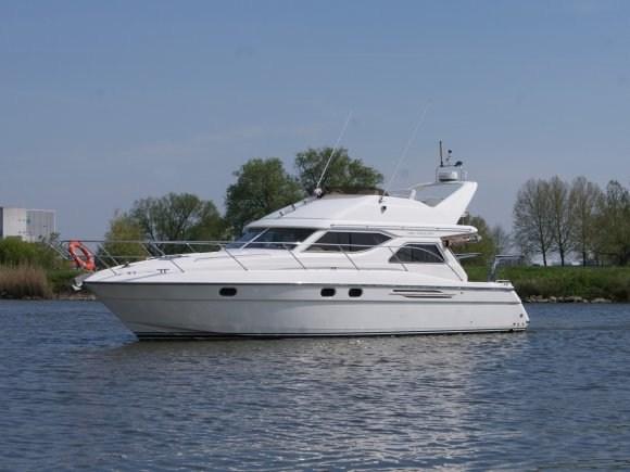 1994 Marine Projects Princess 360 Flybridge for sale - YachtWorld