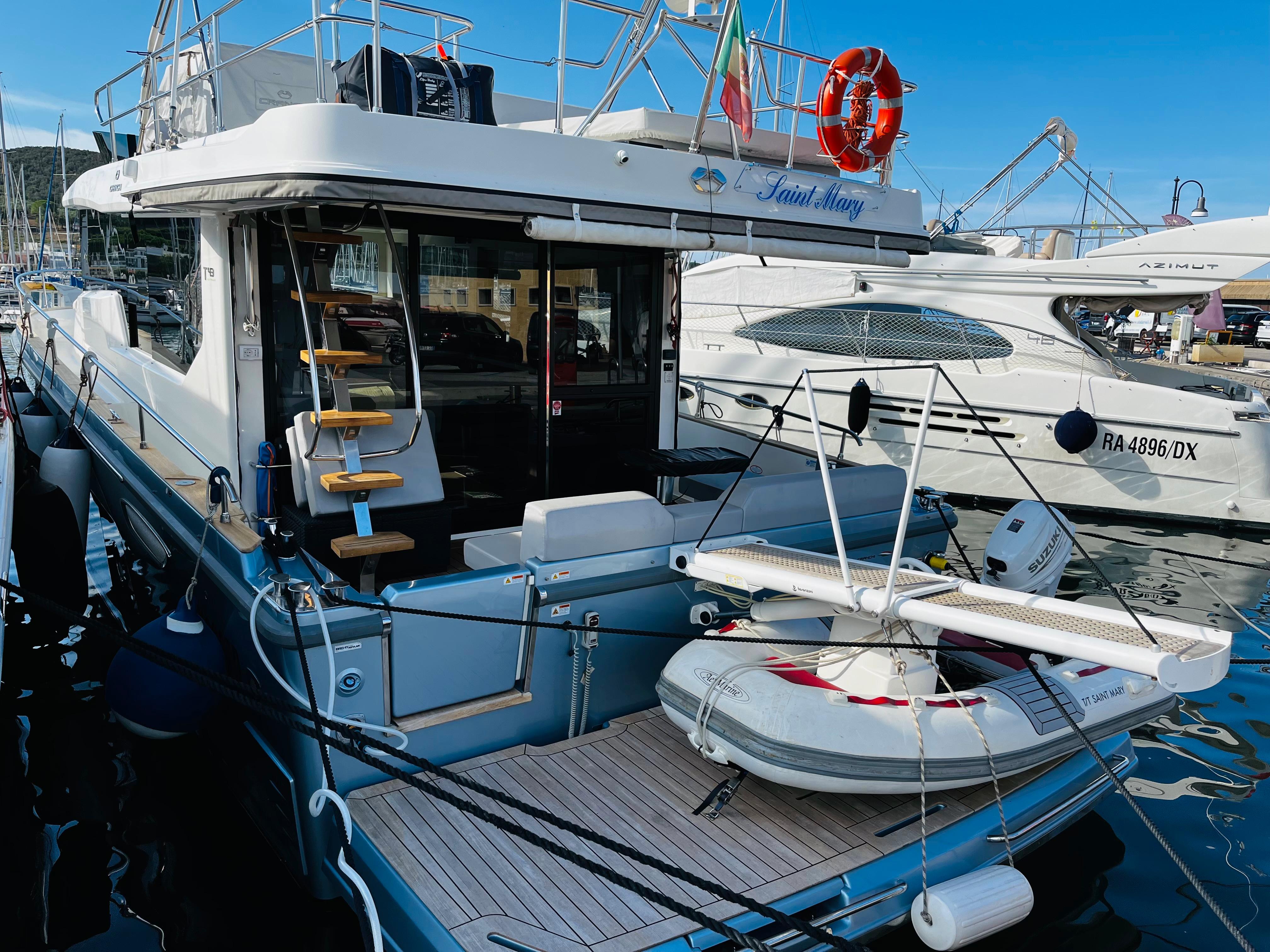 2019 Cranchi ECO TRAWLER 43 LONG DISTANCE Trawler for sale - YachtWorld