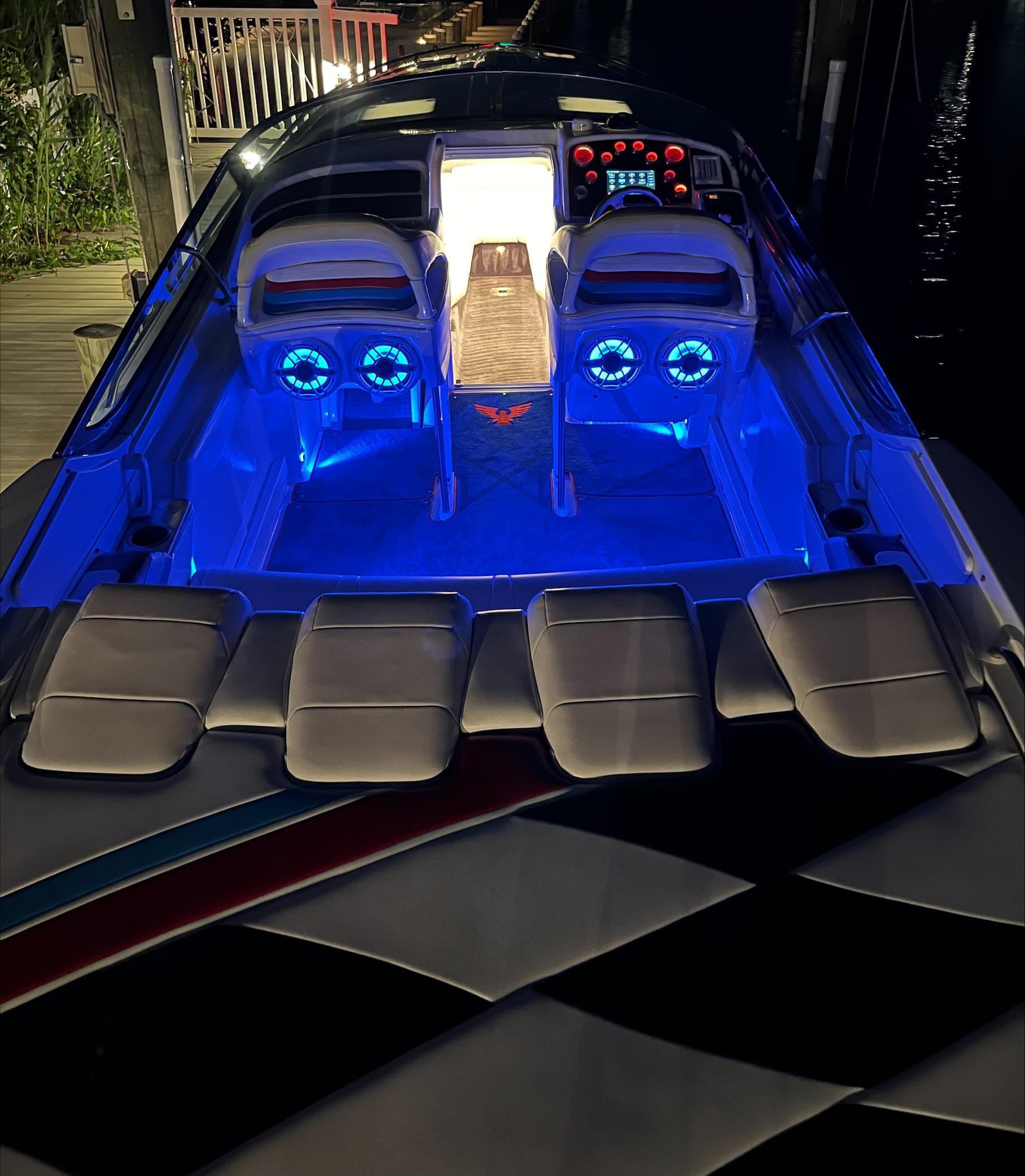 2000 Formula 382 FASTech High Performance for sale - YachtWorld