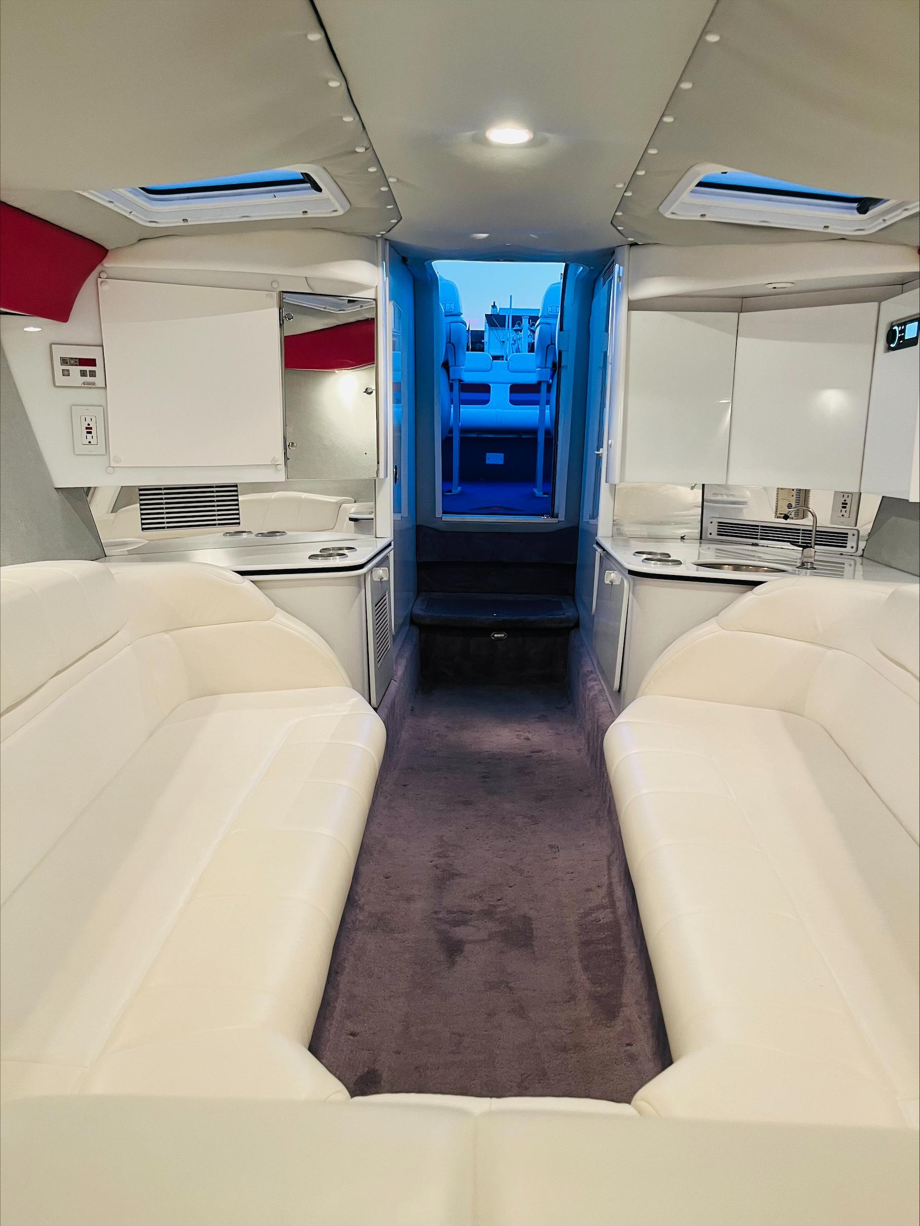 2000 Formula 382 FASTech High Performance for sale - YachtWorld