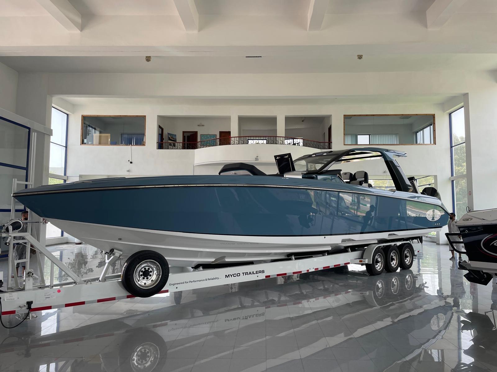 2021 Cigarette 41 Nighthawk 1800 HP Center Console for sale - YachtWorld
