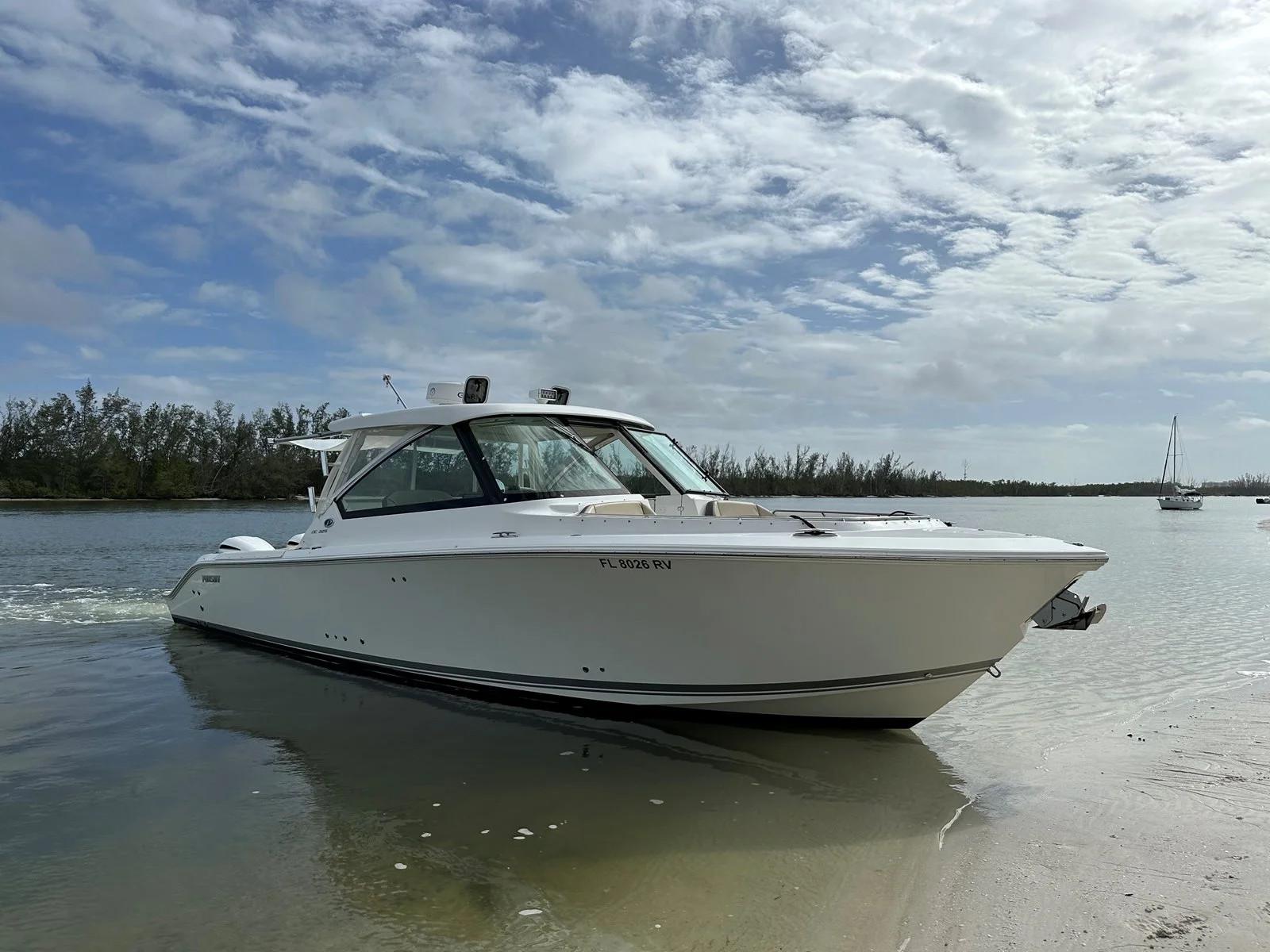 2019 Pursuit DC 32 Dual Console for sale - YachtWorld